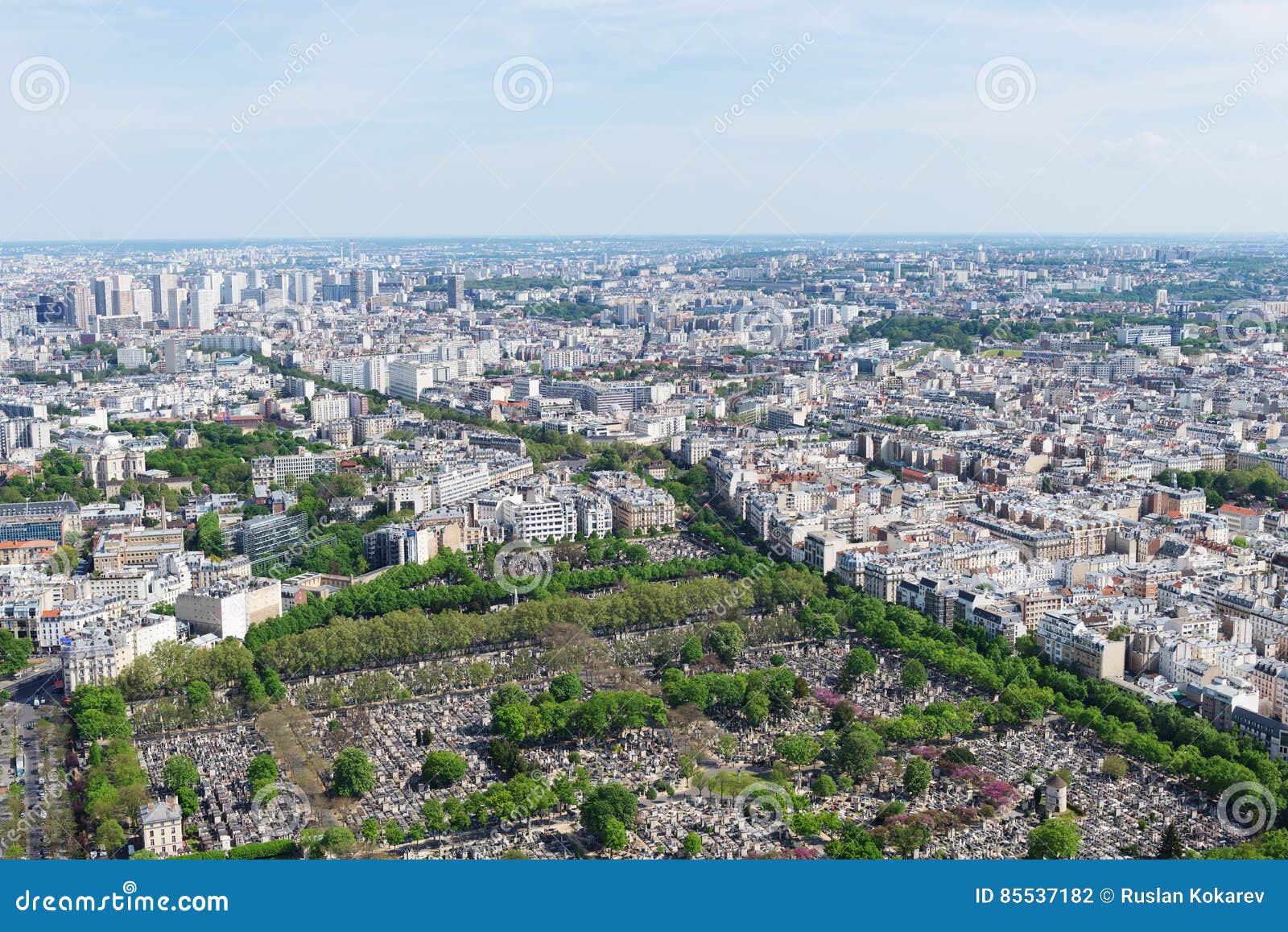 Ruas de Paris fotografia editorial. Imagem de arquitetura - 85537182