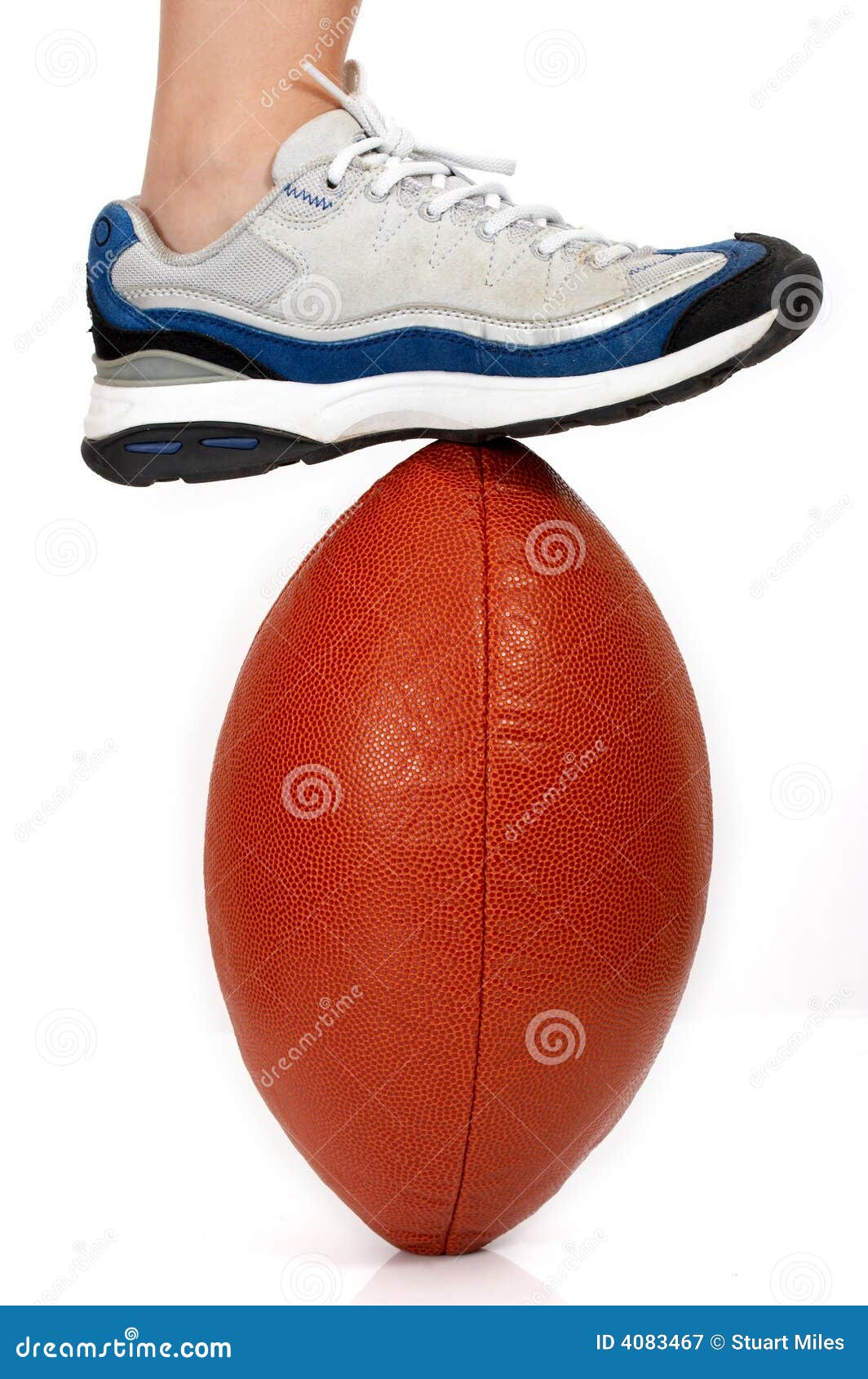 Rubber shoes stepping stock image. Image of athlete, sport - 4083467