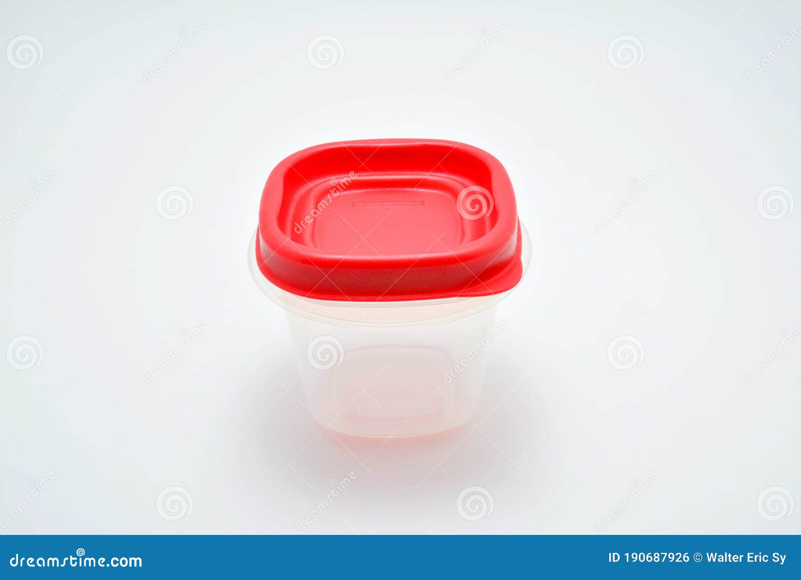 Rubbermaid Plasticware Liquid Container in the Philippines Editorial ...