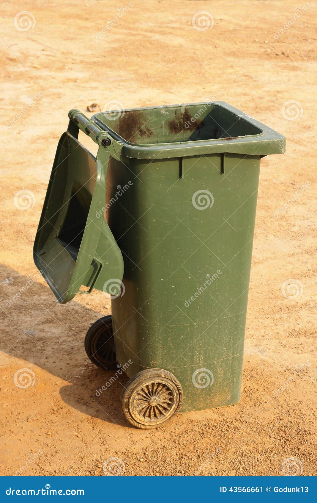 Rubbish bin stock image. Image of disposal, dump, recycling - 43566661