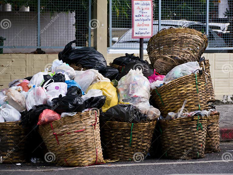 Rubbish heap stock image. Image of junk, reuse, garbage - 20000783