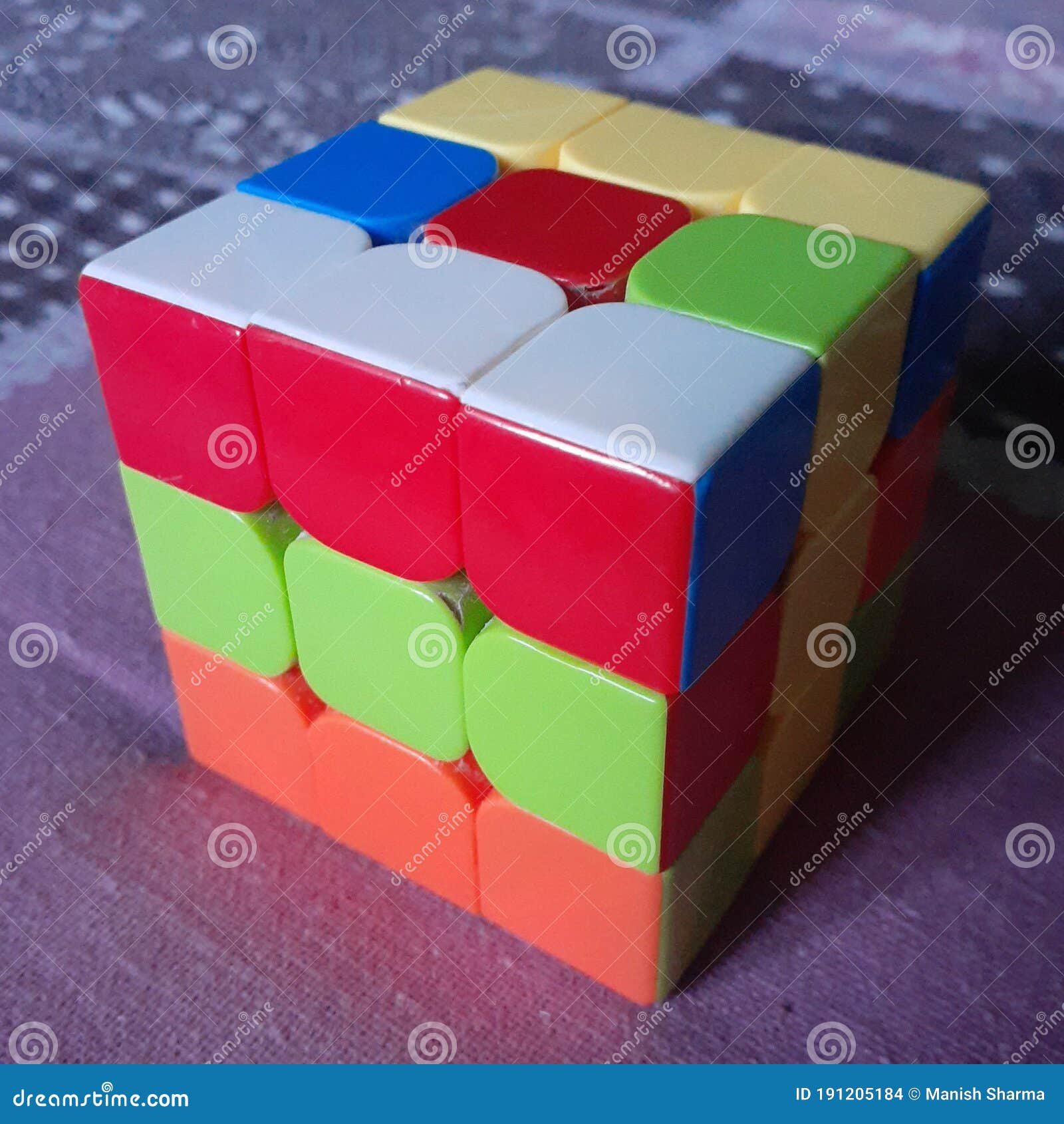 Rubic cube editorial stock image. Image of timepass - 191205184