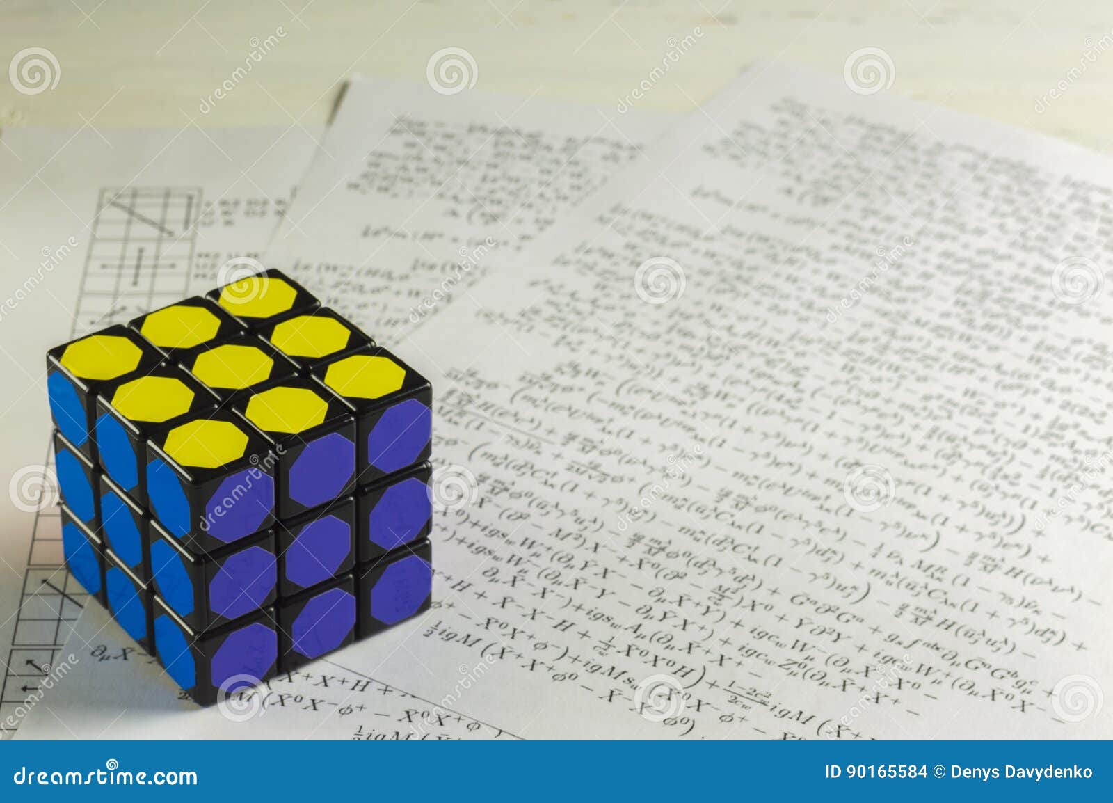 Rubik`s Cube editorial stock image. Image of solving - 90165584