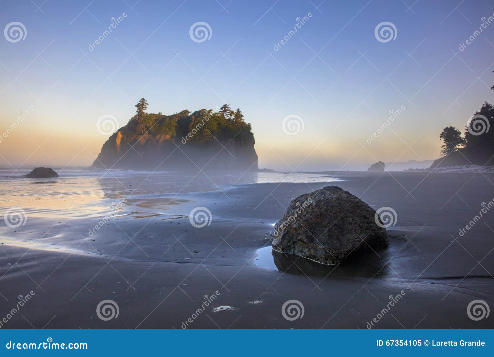 Ruby Beach Washington stock image. Image of vacation - 67354105