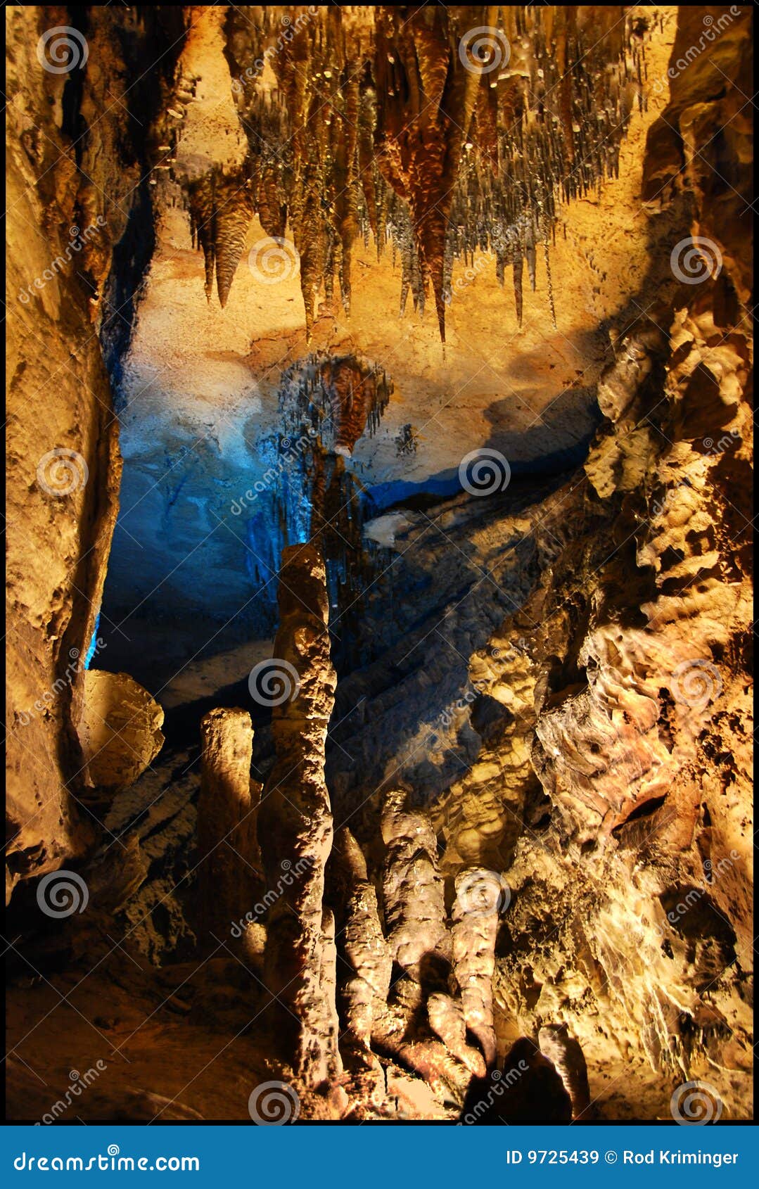Ruby Falls Cave stock image. Image of stalactite, cave - 9725439