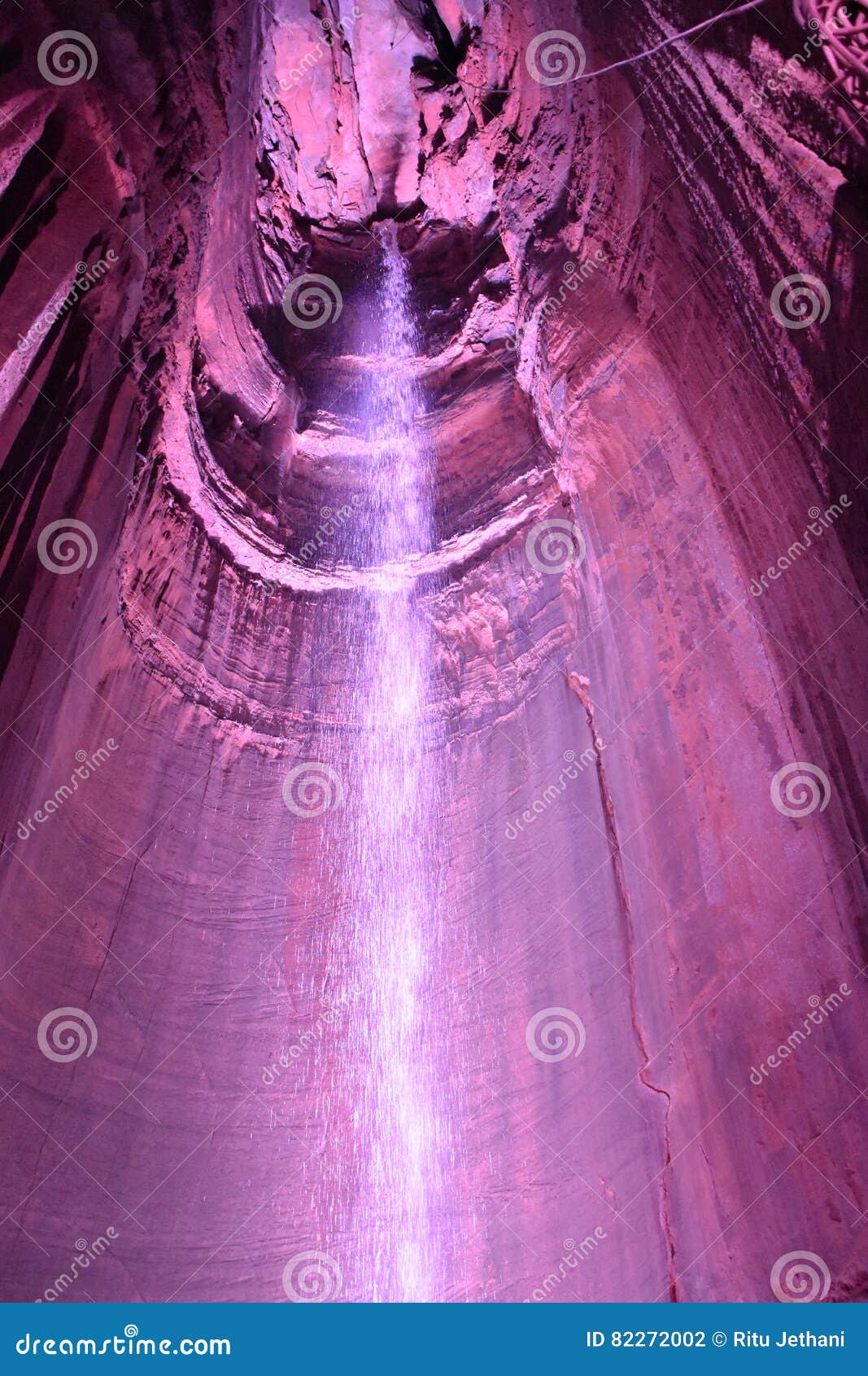 Ruby Falls in Chattanooga, Tennessee Editorial Photography - Image of ...