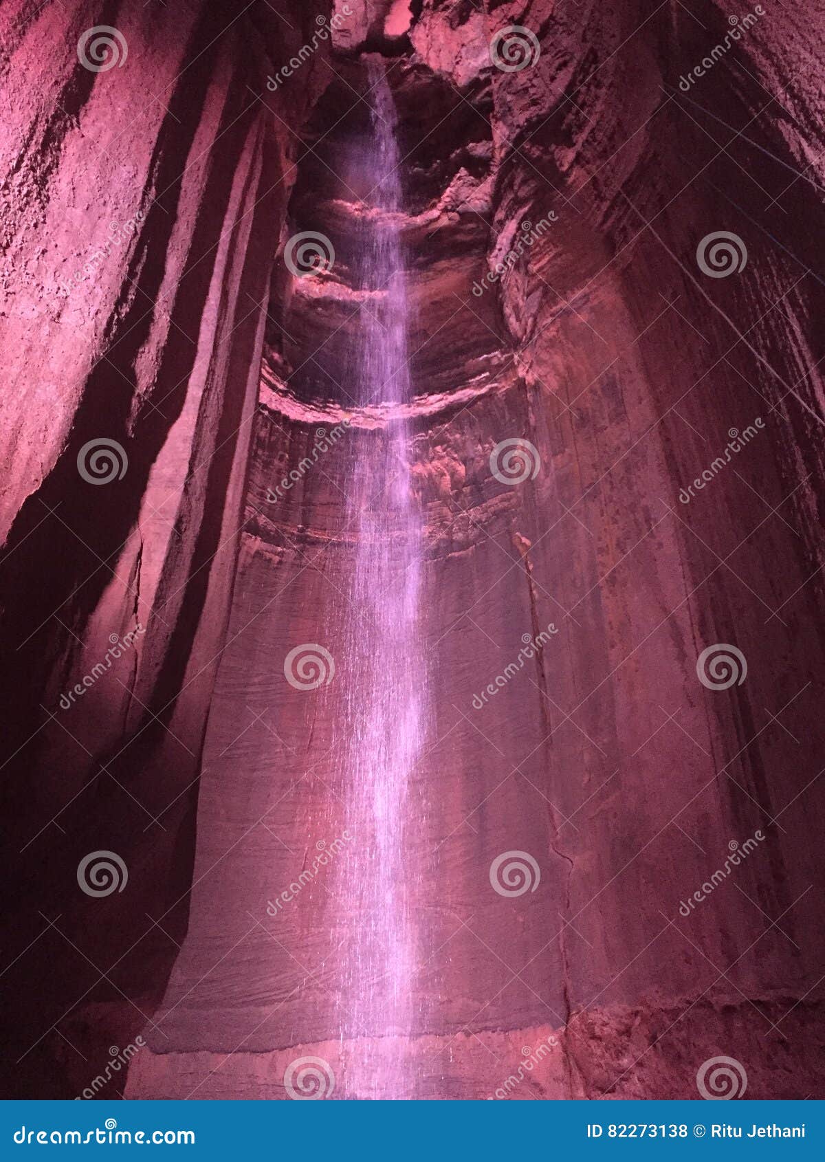 Ruby Falls in Chattanooga, Tennessee Editorial Stock Photo - Image of ...