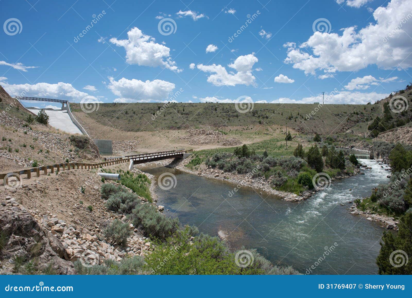 Ruby River Dam stock image. Image of lake, architecture - 31769407