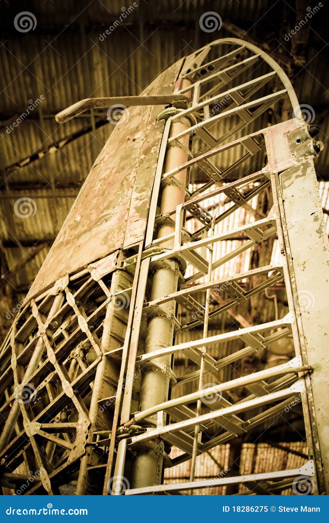 Old Rudder Royalty-Free Stock Photography | CartoonDealer.com #15142553