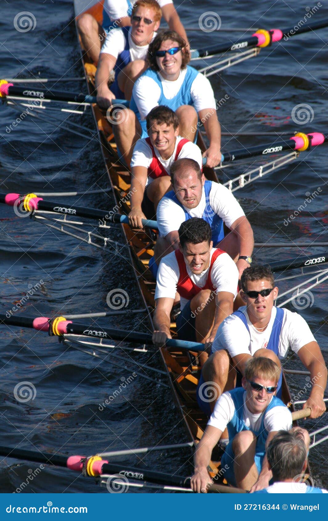 Rudersport-Team redaktionelles stockbild. Bild von regatta - 27216344
