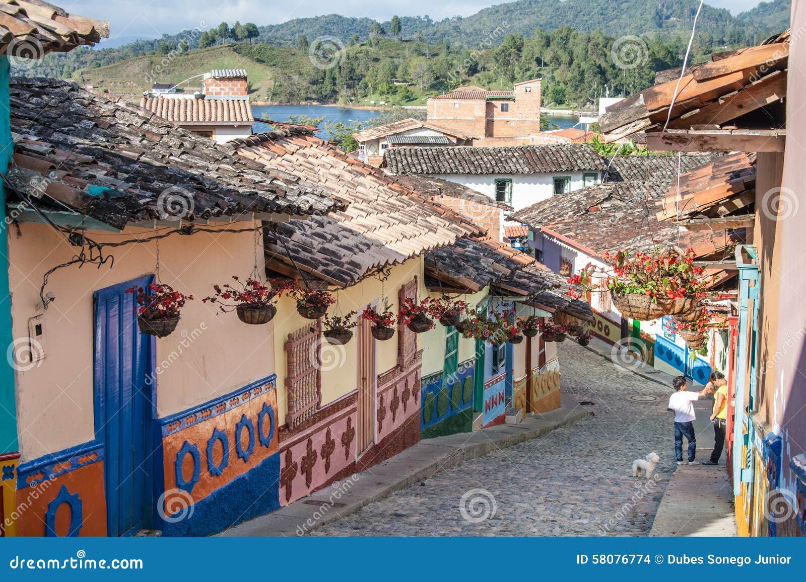 Rue colorée image stock éditorial. Image du amérique - 58076774