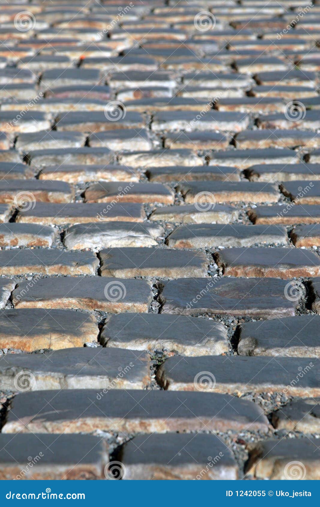 Rue de trottoir image stock. Image du vieux, extérieur - 1242055