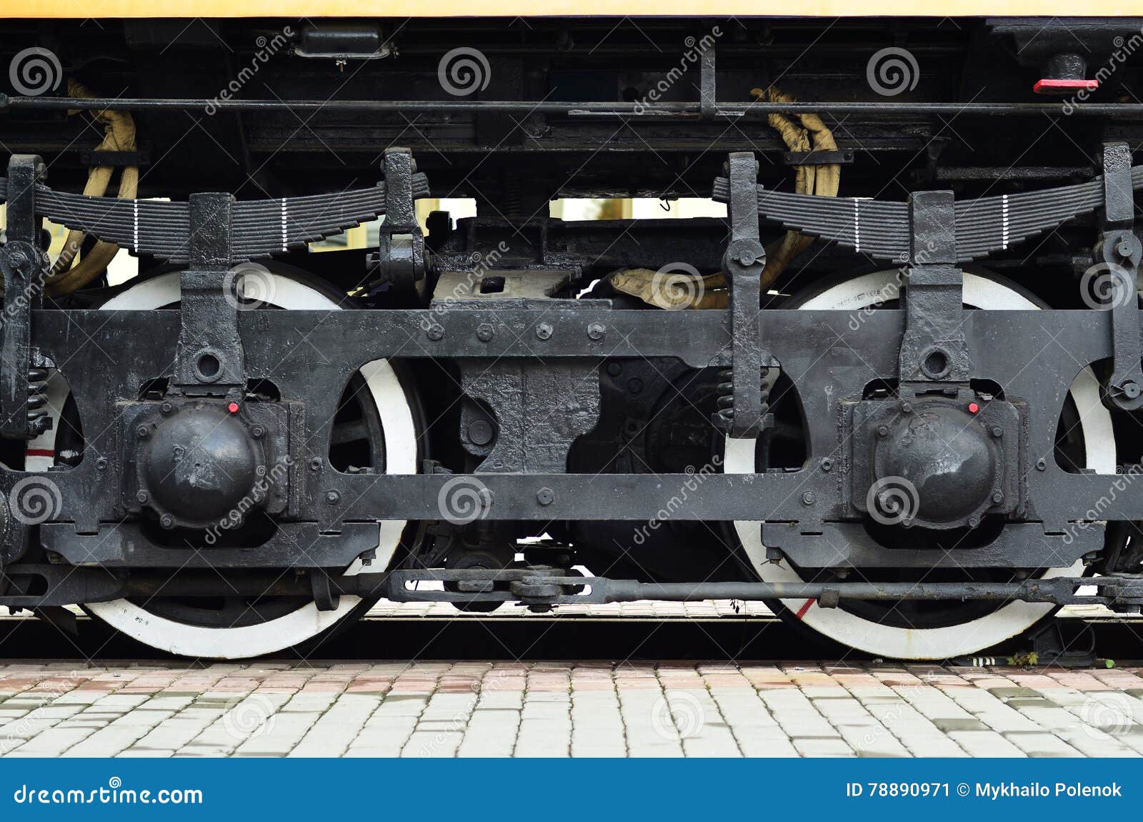 Ruedas Locomotoras Modernas Imagen de archivo - Imagen de recorrido ...