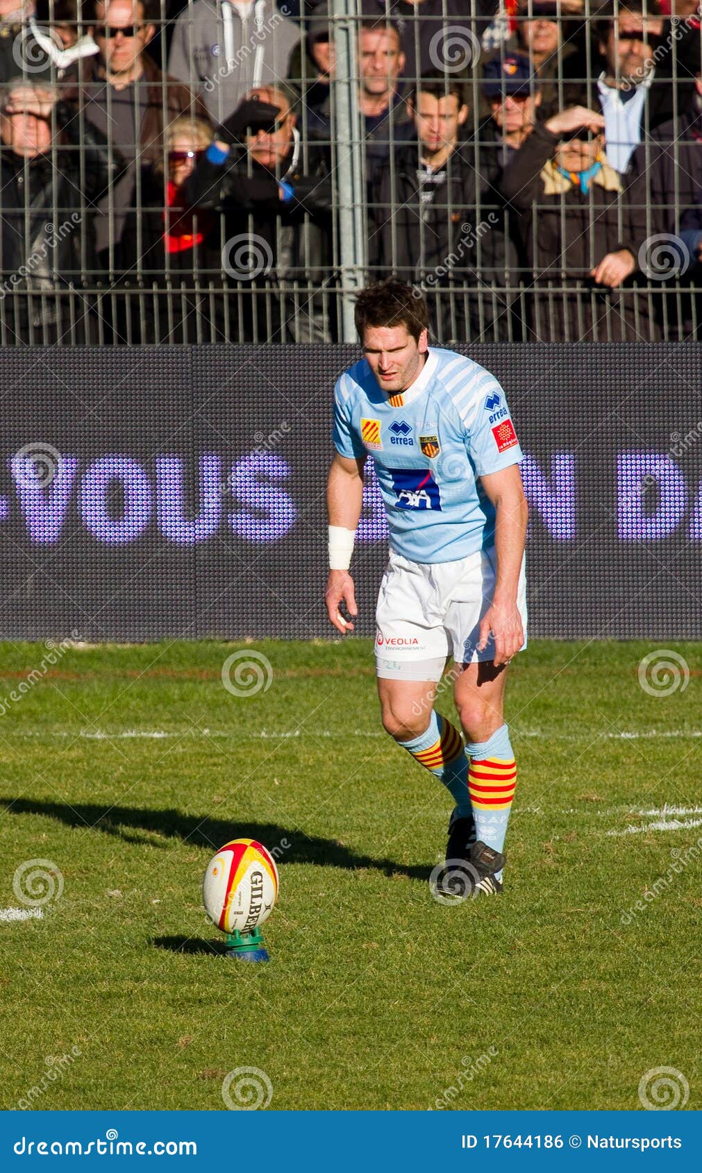 Rugby USAP Perpignan editorial photo. Image of fighting - 17644186