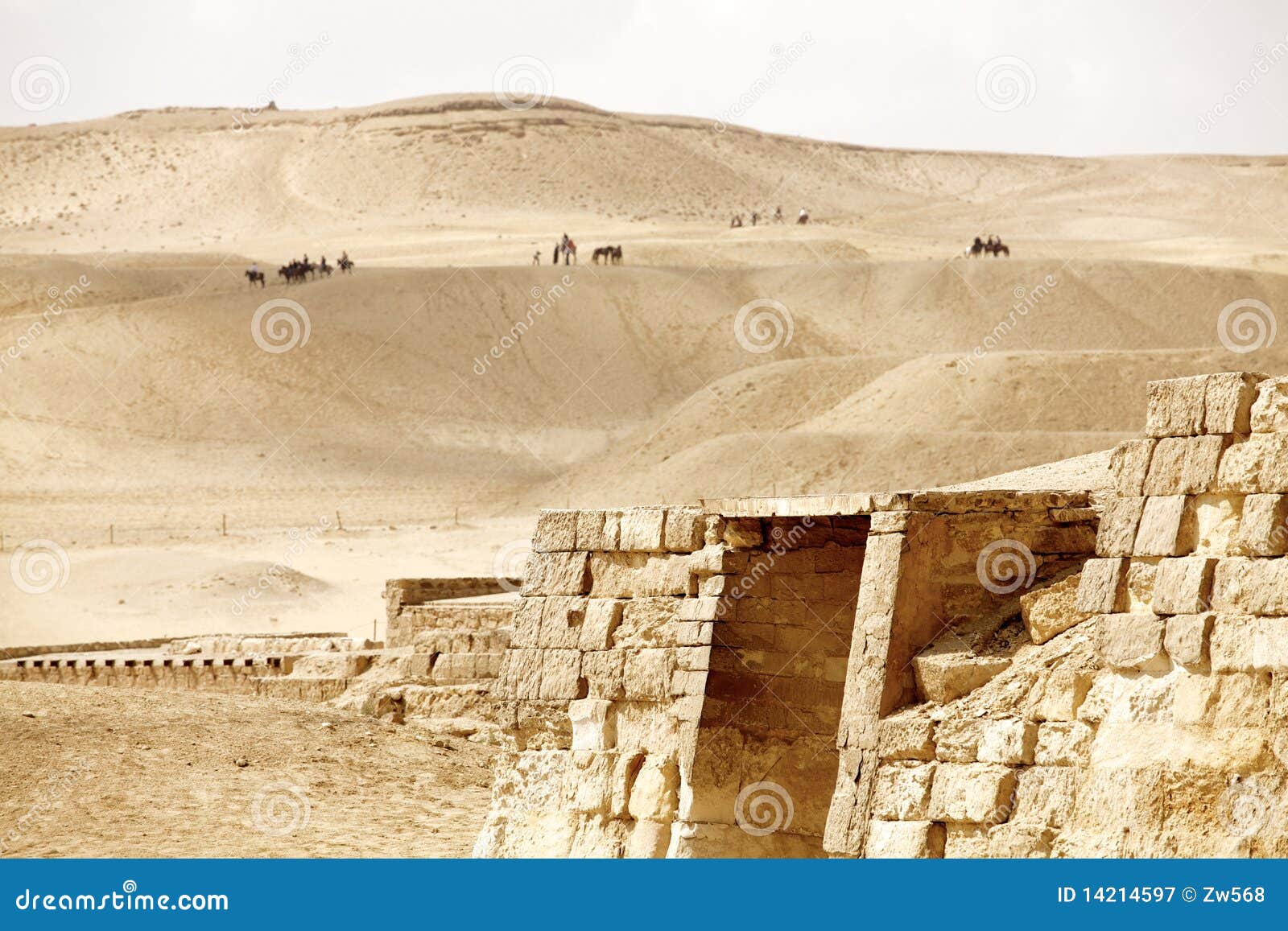 32,339 Ruin Desert Stock Photos - Free & Royalty-Free Stock Photos from ...
