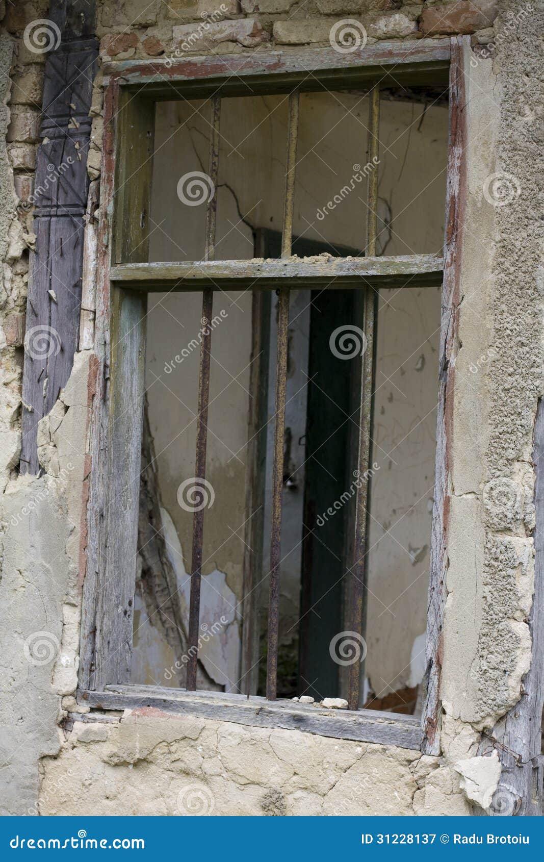 Ruin window stock image. Image of rundown, bricks, abandoned - 31228137