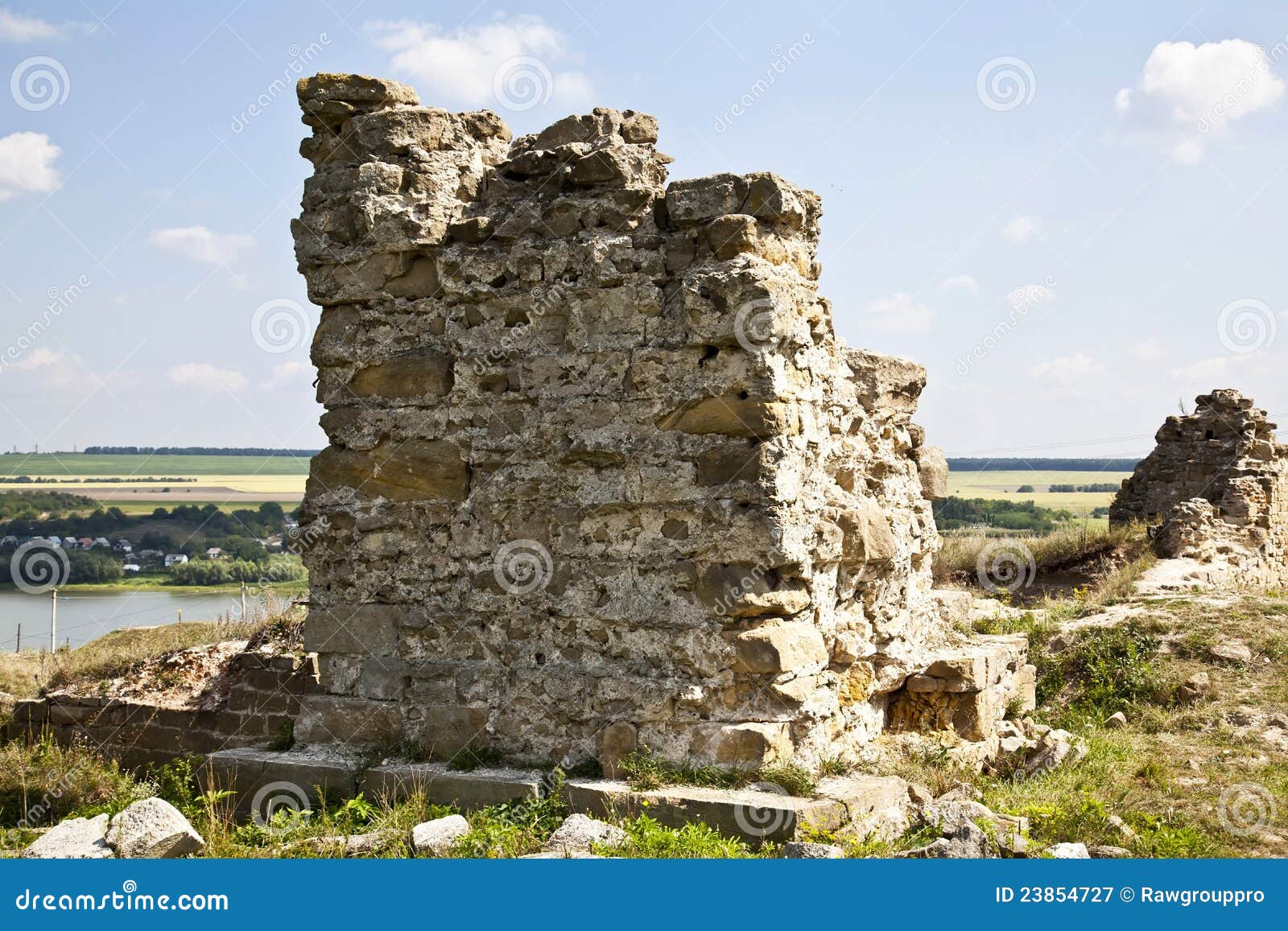 Ruinas de Hotin imagen de archivo. Imagen de pared, piedra - 23854727