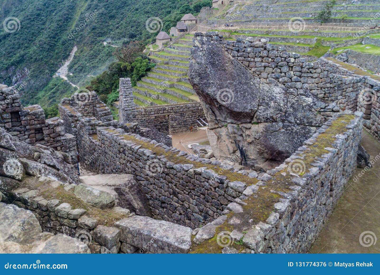 Ruinas de Machu Picchu foto de archivo. Imagen de america - 131774376