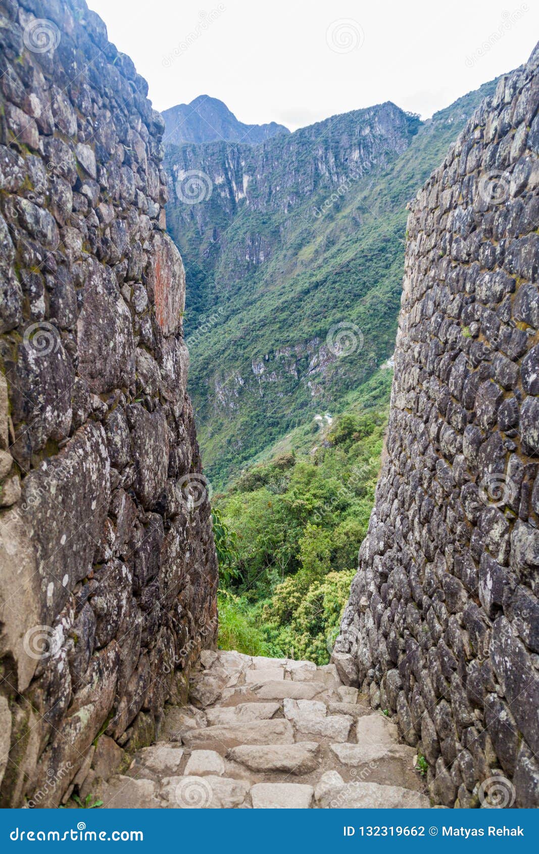 Ruinas de Machu Picchu foto de archivo. Imagen de cultura - 132319662