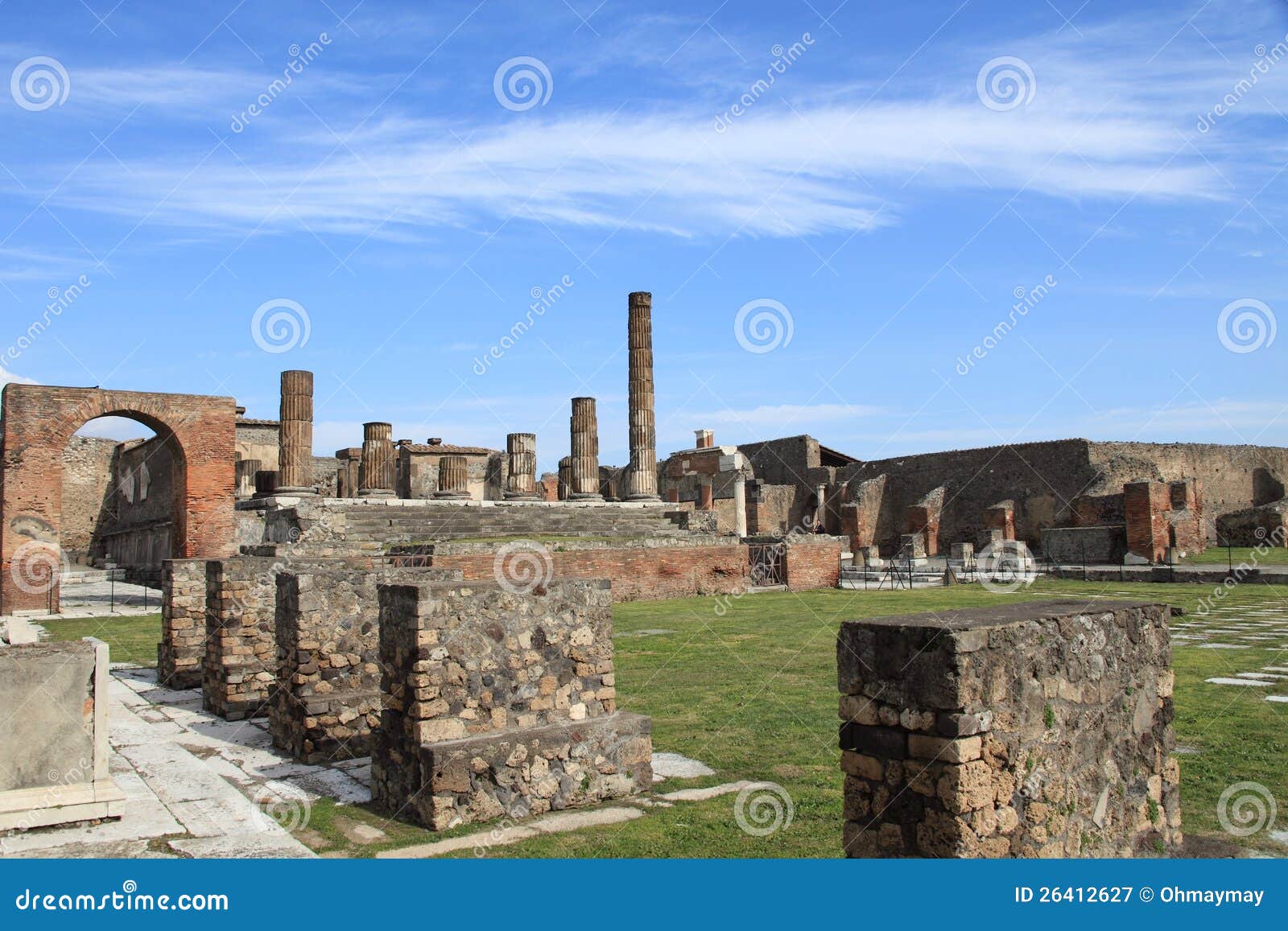 Ruinas de Pompeii, Italia imagen de archivo. Imagen de edificio - 26412627
