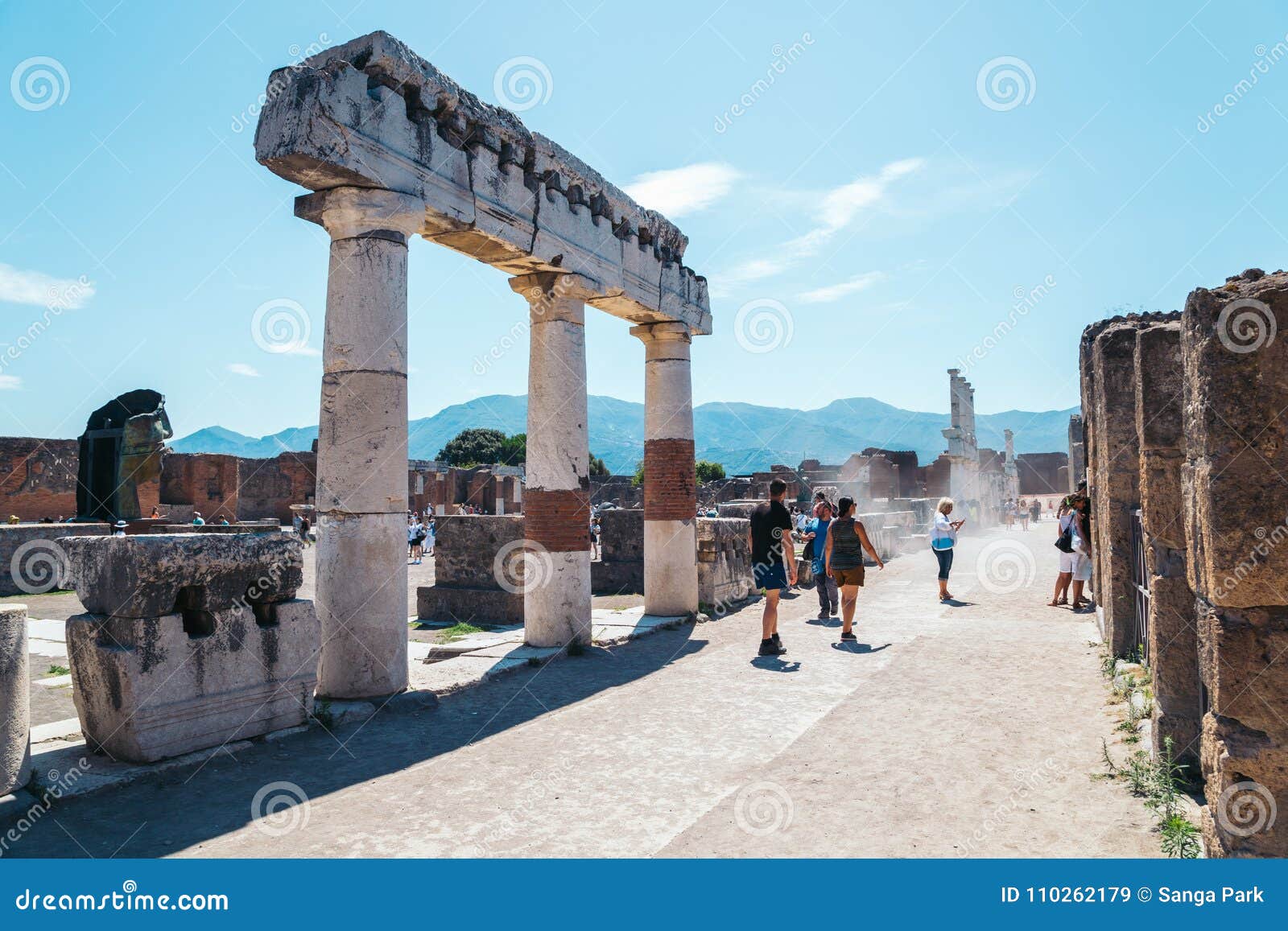Ruinas De Pompeya En Italia Imagen de archivo editorial - Imagen de ...