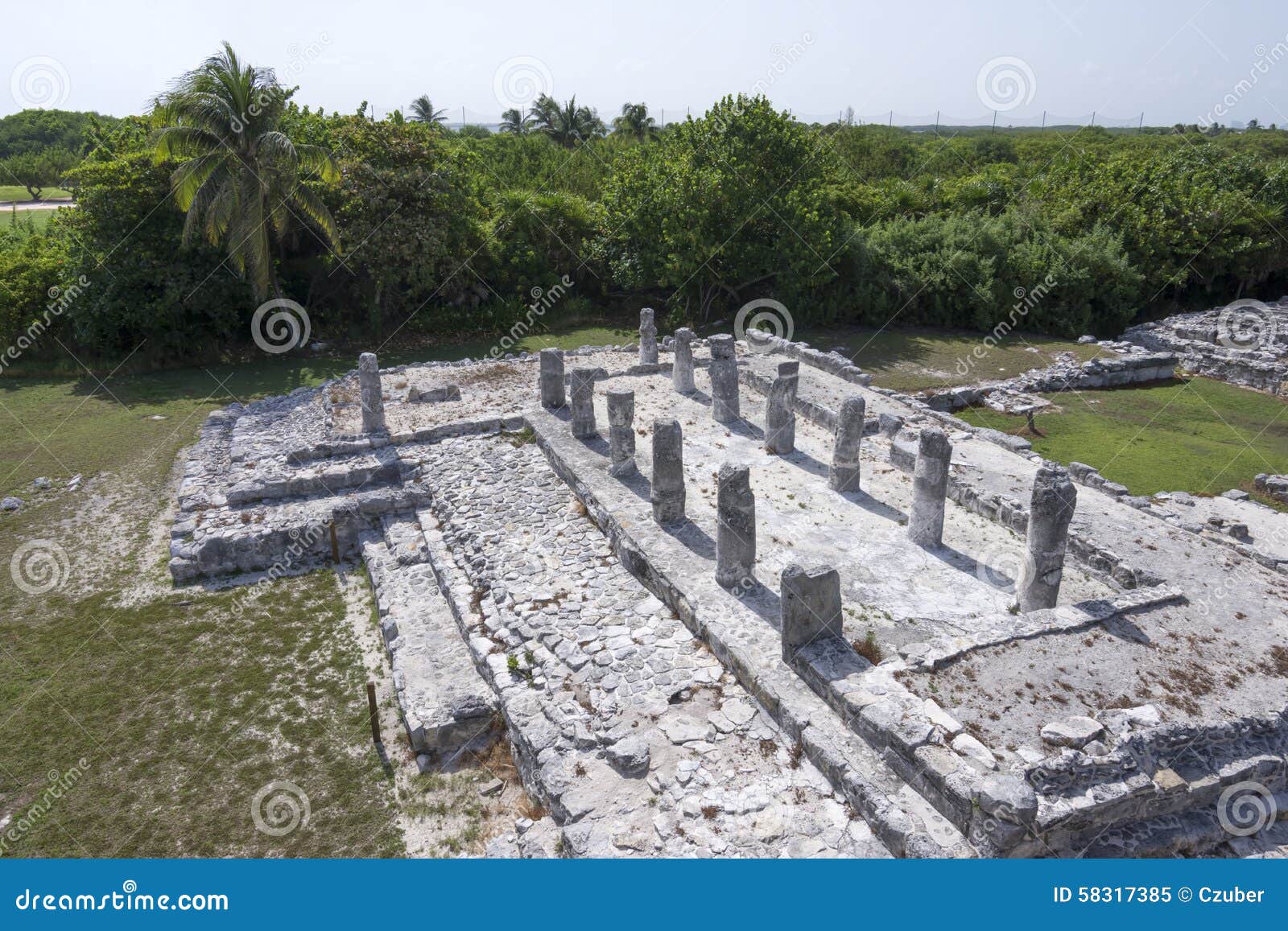 Ruinas Del EL Rey En Cancun Imagen de archivo - Imagen de tropical ...