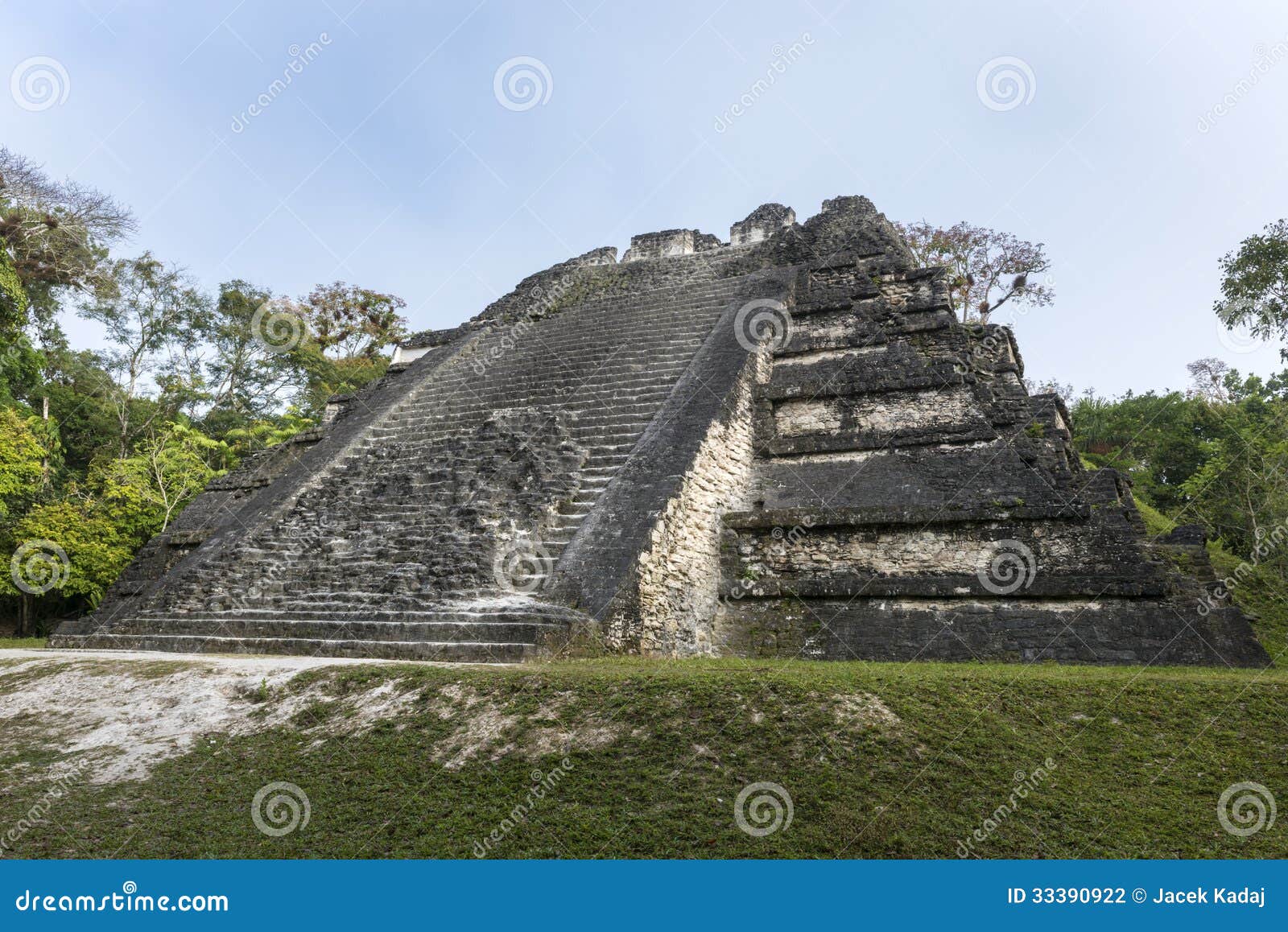 Ruinas Mayas De Tikal En Guatemala Foto de archivo - Imagen de herencia ...