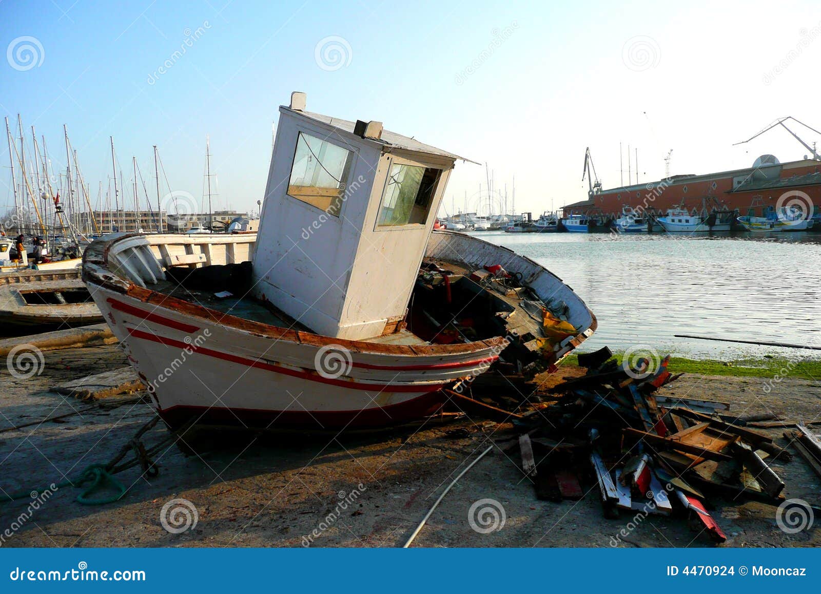 Ruined Boat Picture. Image: 4470924