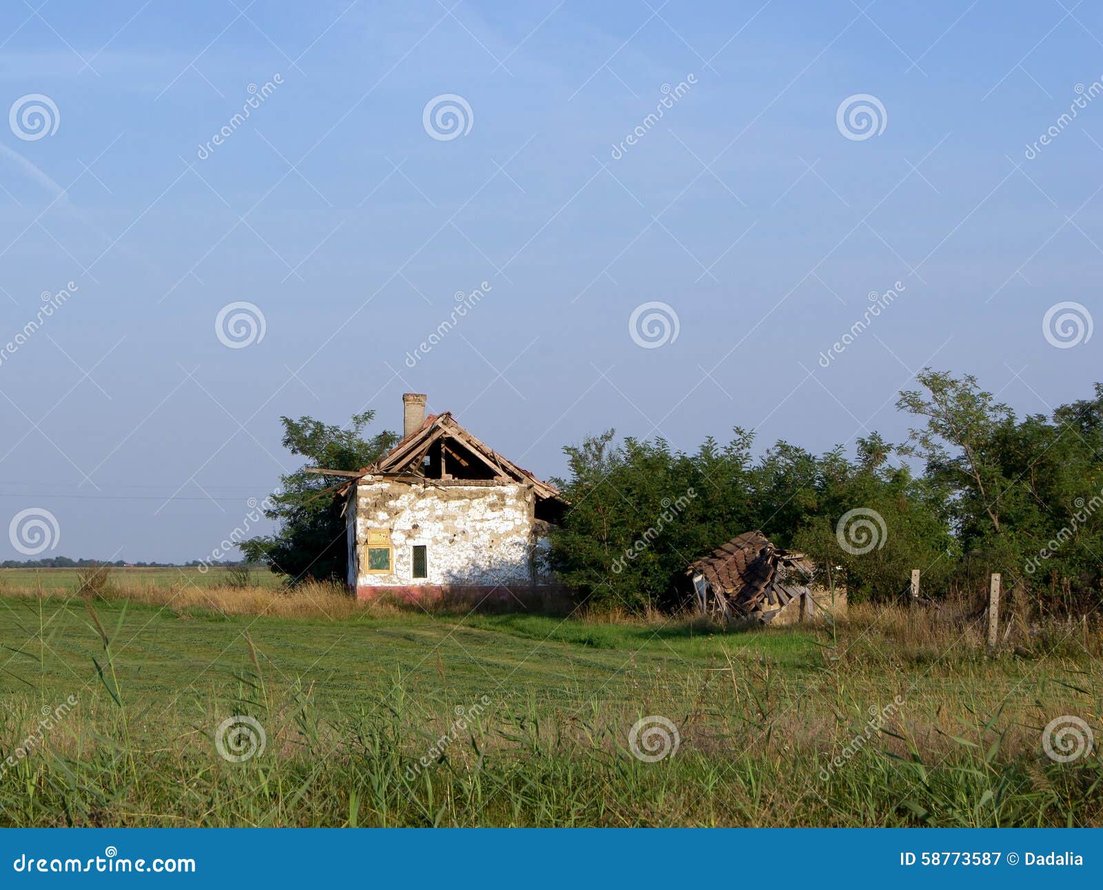 Ruined farmhouse stock image. Image of winter, abandoned - 58773587