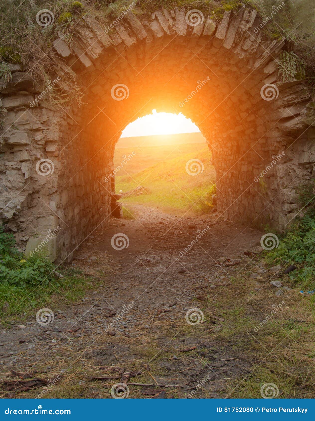 Ruined gates stock photo. Image of entrance, kingdom - 81752080