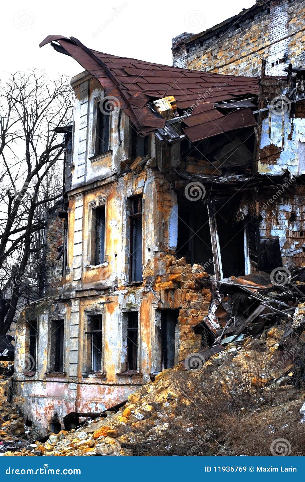 Ruined house stock image. Image of house, home, downfall - 11936769