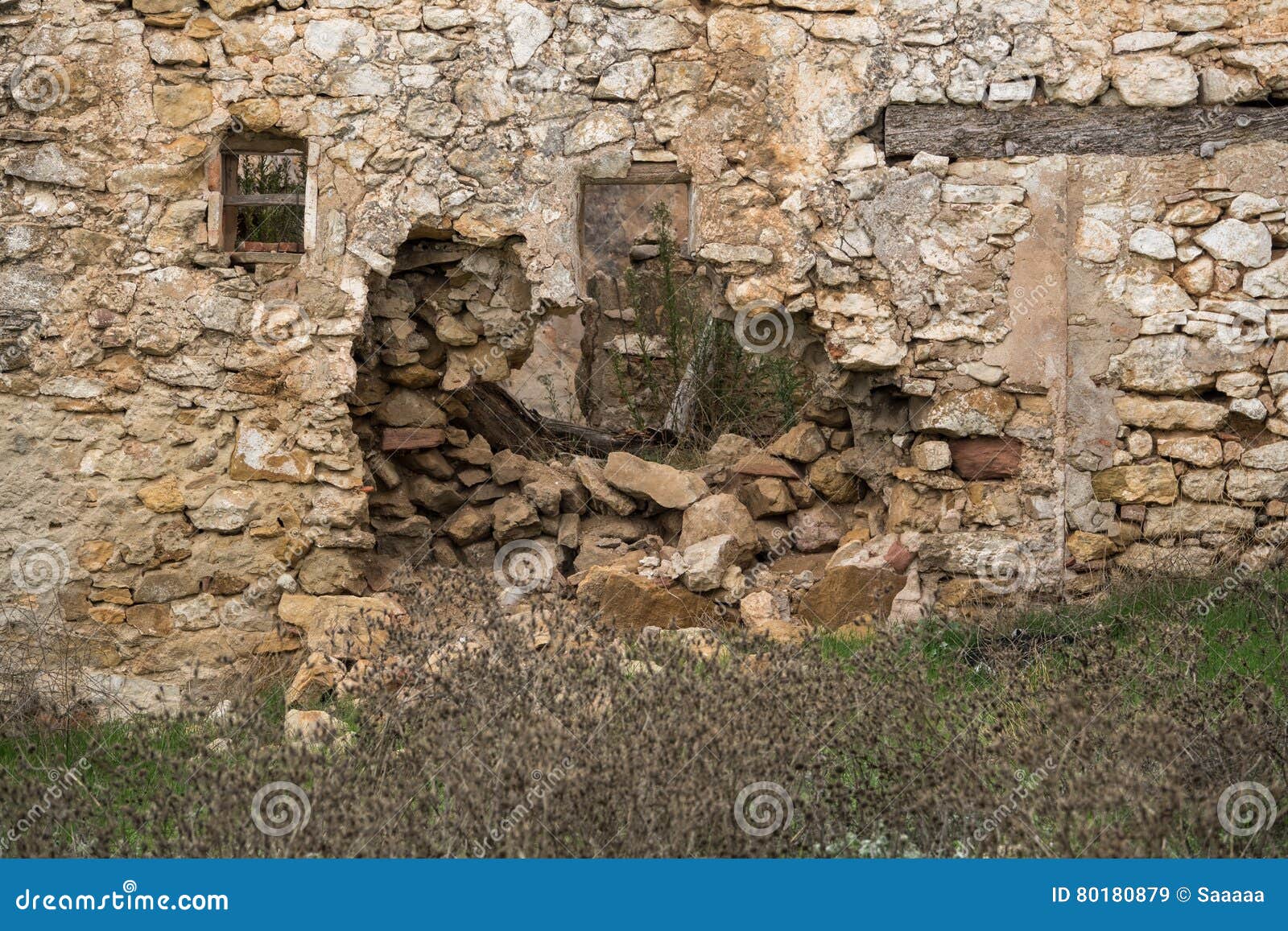 Ruined house facade stock image. Image of window, vintage - 80180879