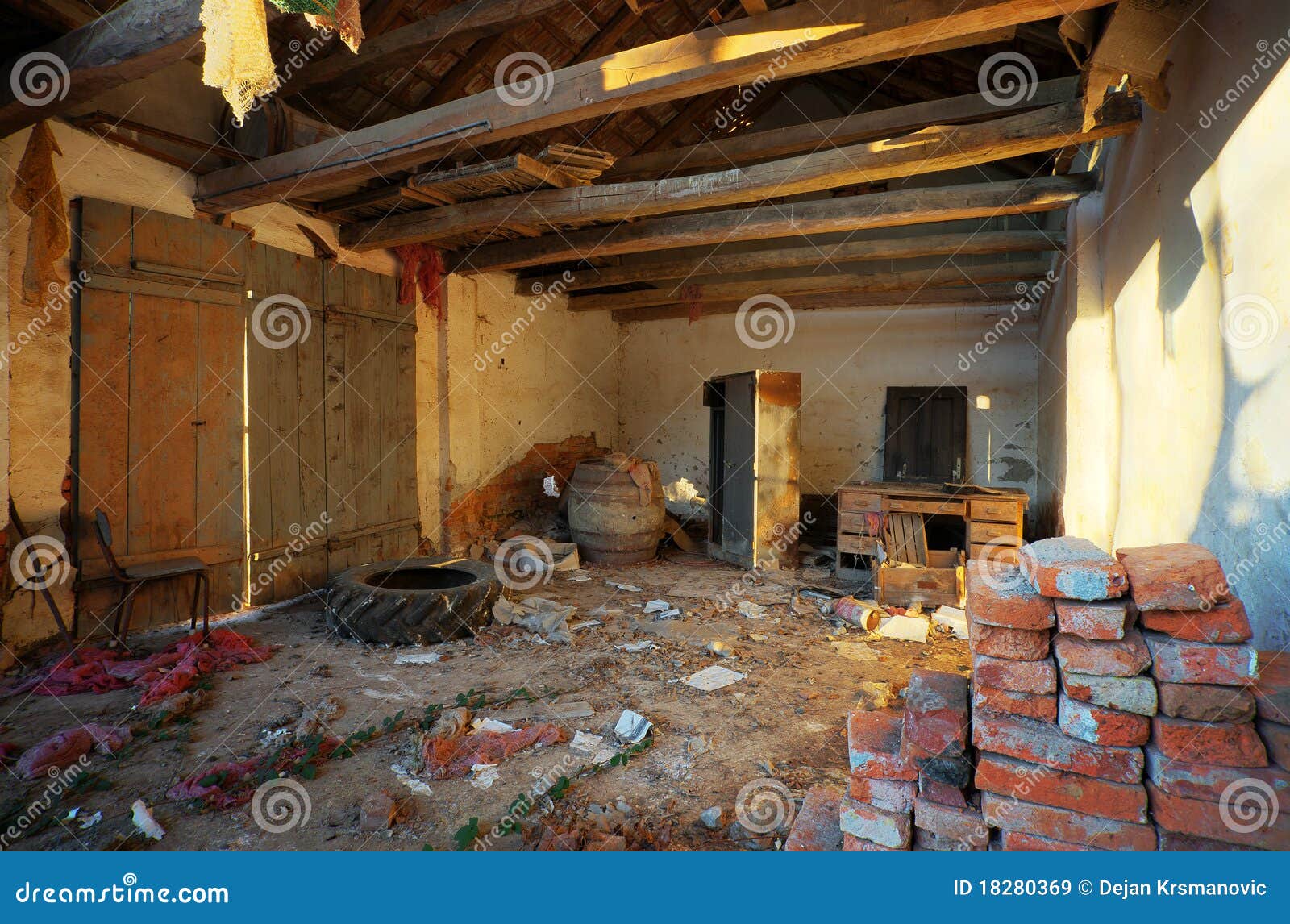Ruined house interior stock image. Image of process, danger - 18280369