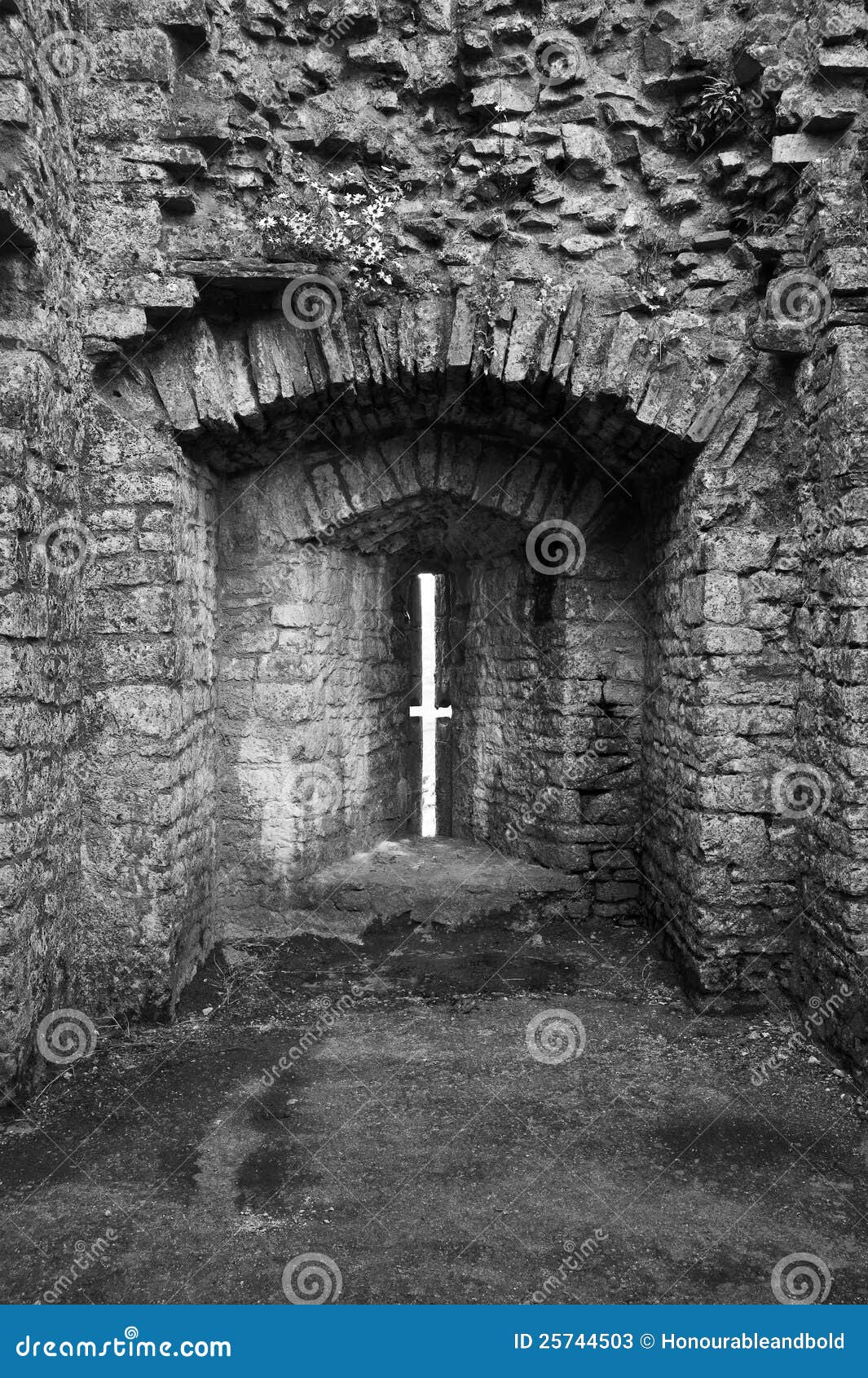 Ruined Medieval Castle Defensive Arrow Slit Stock Image - Image of ...
