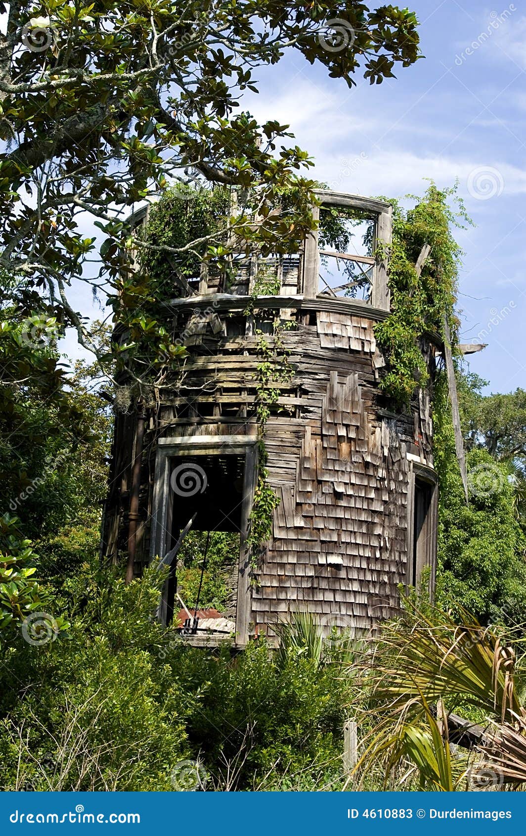 Ruined overgrown tower stock image. Image of rotund, back - 4610883