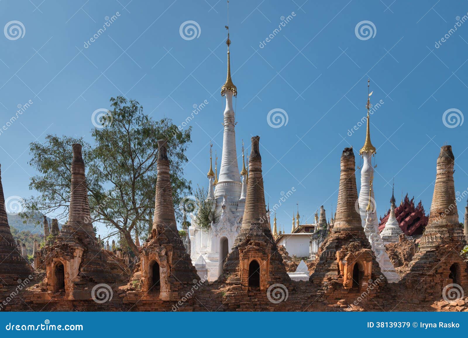 Ruins of Ancient Burmese Buddhist Pagodas Stock Image - Image of ...
