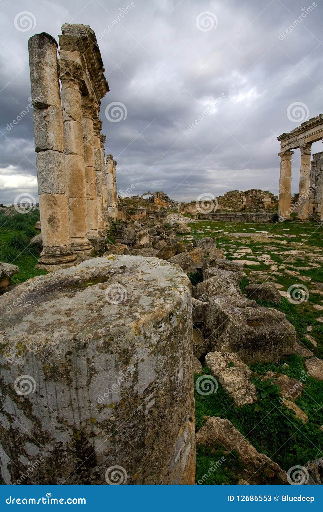 Ruins of Apamea Syria stock image. Image of archaeological - 12686553