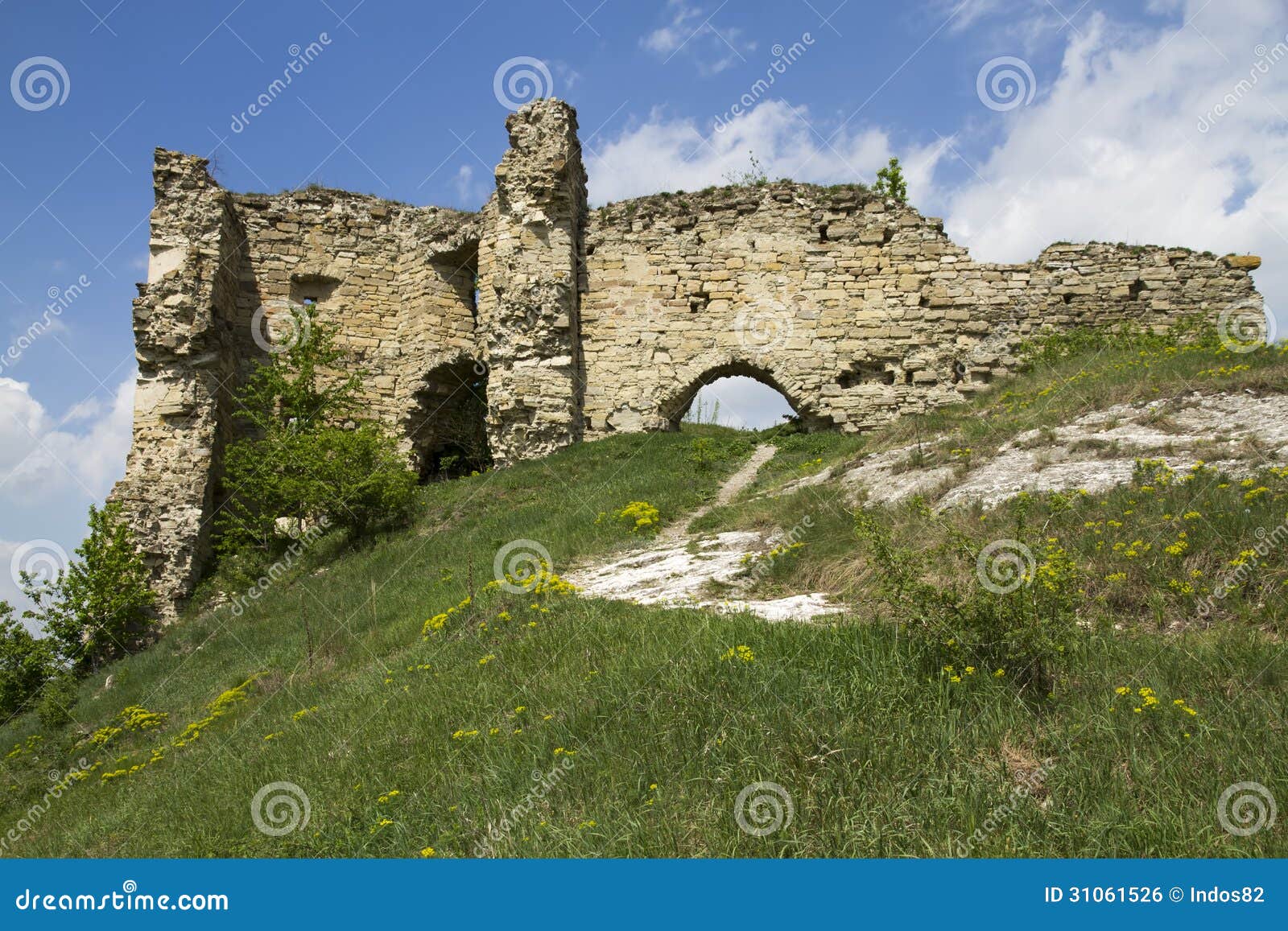 Ruins Of The Castle Stock Photo | CartoonDealer.com #31061526