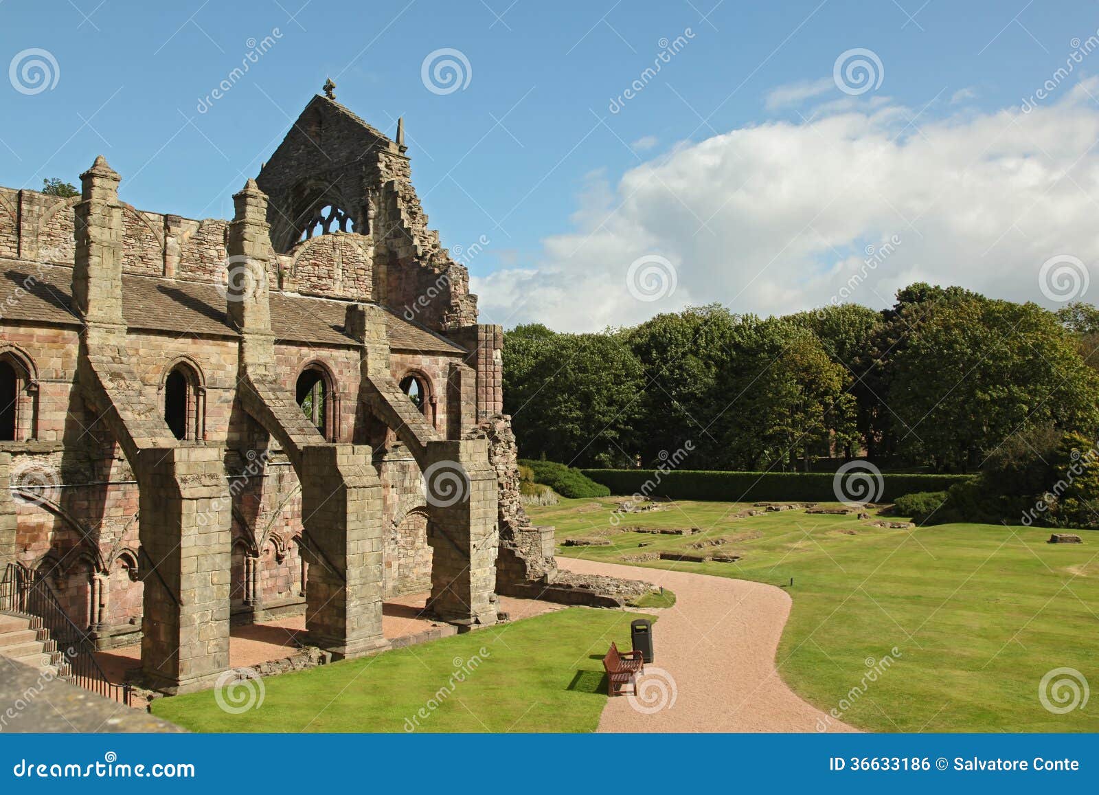 Ruins of Holyrood Abbey, Edinburgh Stock Photo - Image of heritage ...
