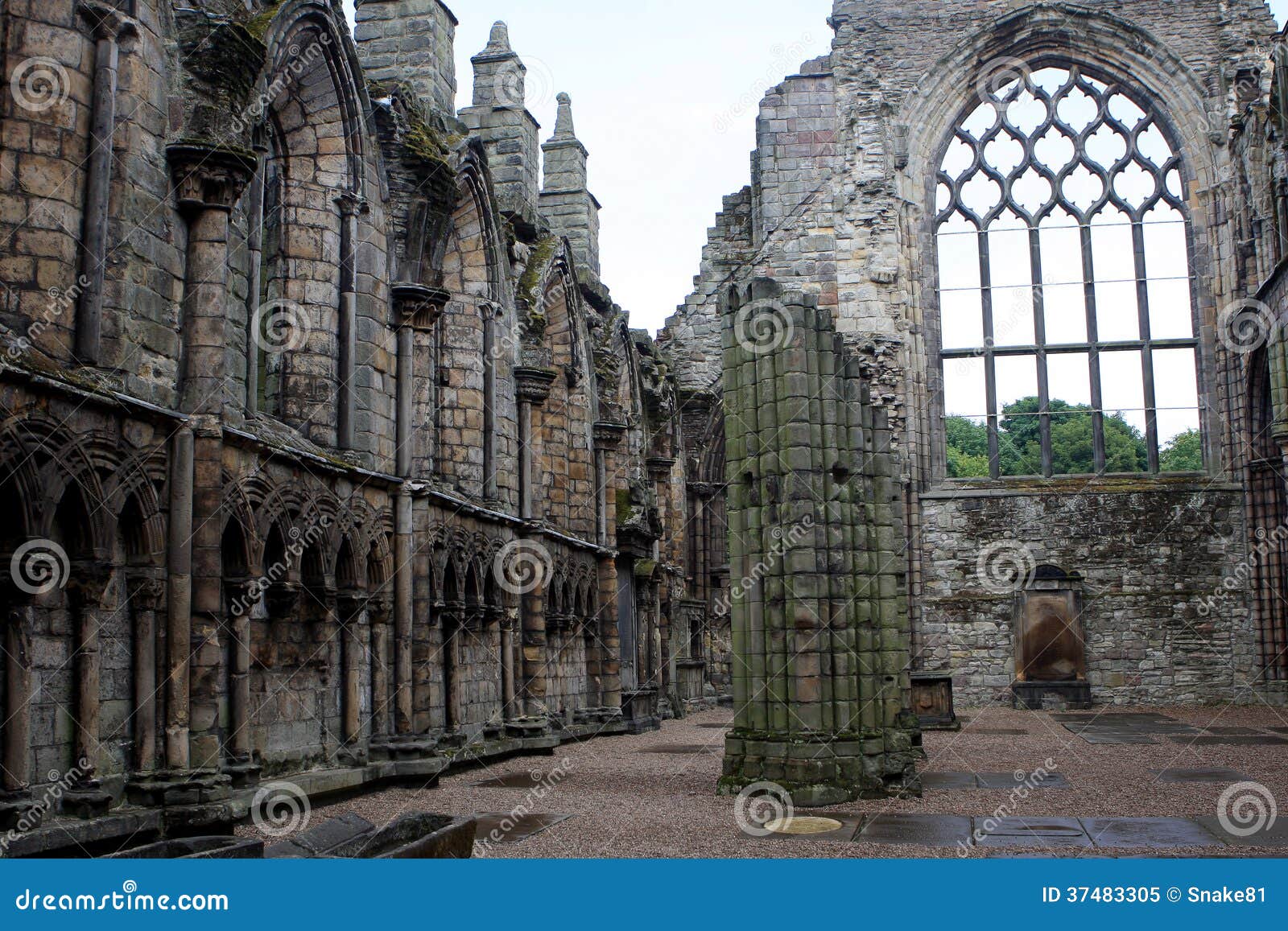 Ruins of Holyrood Abbey, Edinburgh Stock Image - Image of palace ...