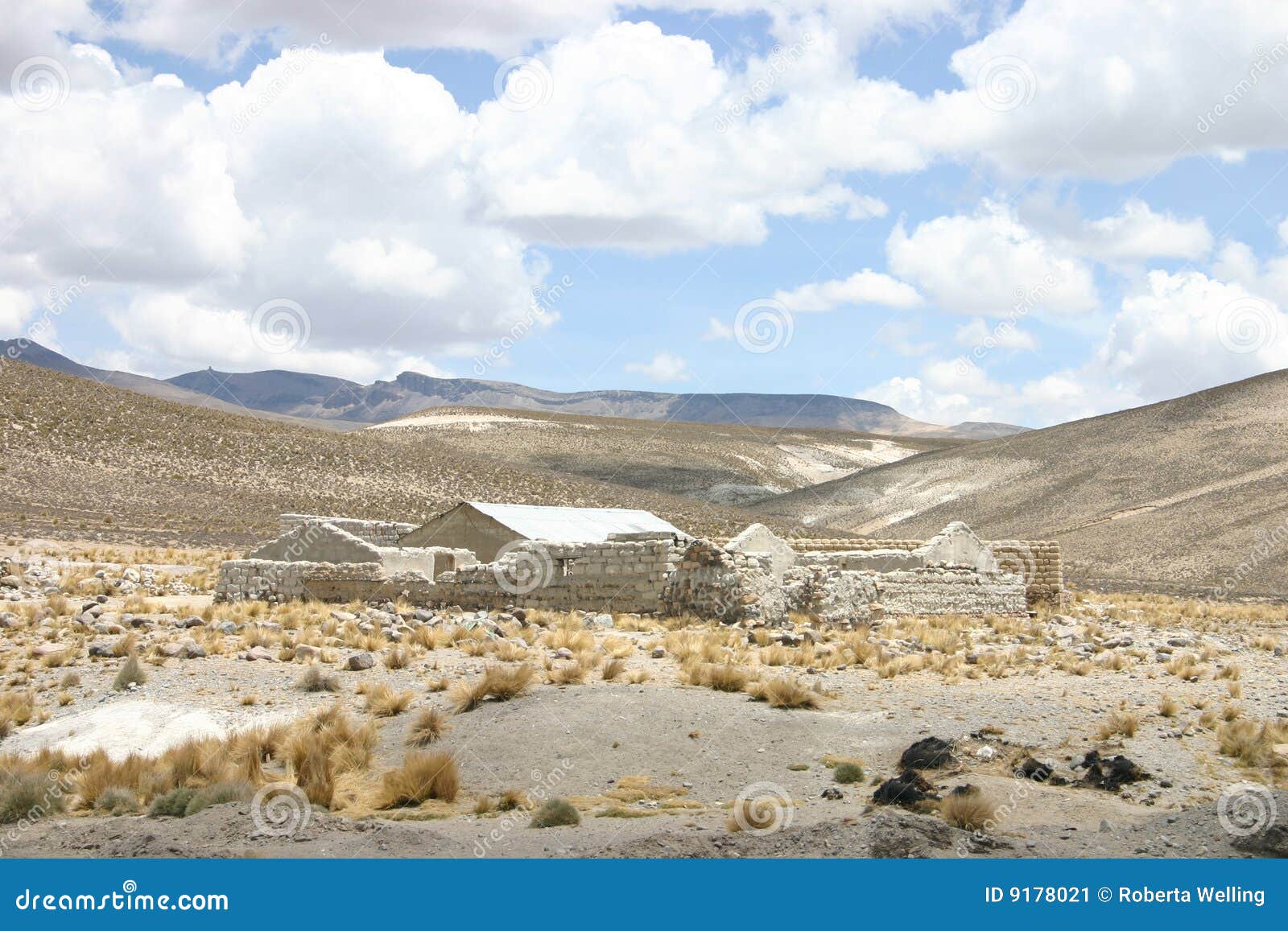 Ruins of Inca House in the Desert Stock Image - Image of house ...