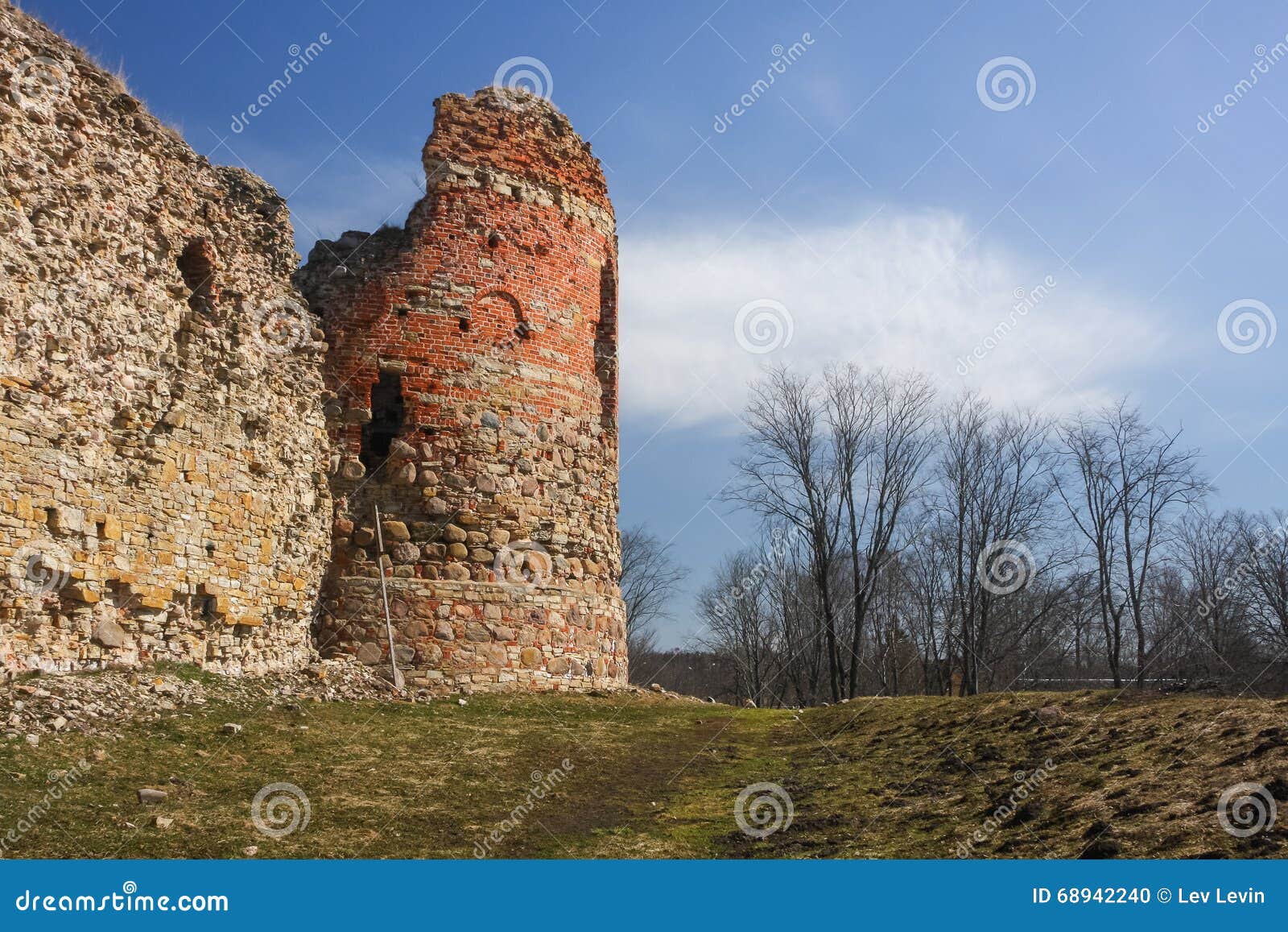 Ruins of the Medieval Castle of Vastseliina Stock Photo - Image of wall ...
