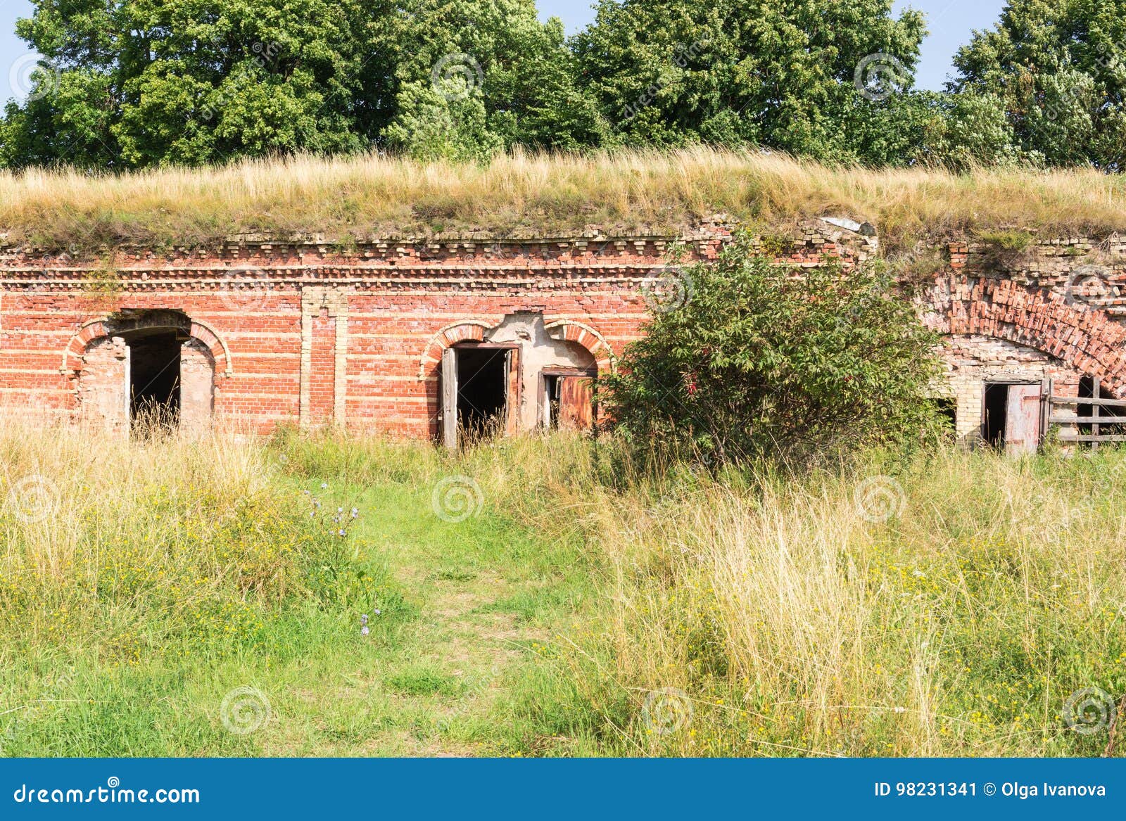 Ruins of old fortress stock image. Image of aged, historic - 98231341