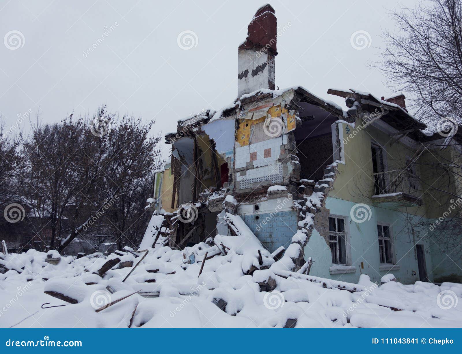 Ruins of Old House Demolishing Building Stock Image - Image of ... Ruins of Old House Demolishing Building Stock Image - Image of ...
