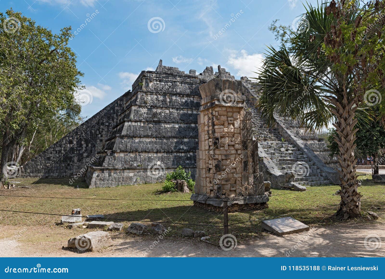 Ruins, Pyramid And Temples In Chichen Itza, Yucatan, Mexico Stock Photo ...