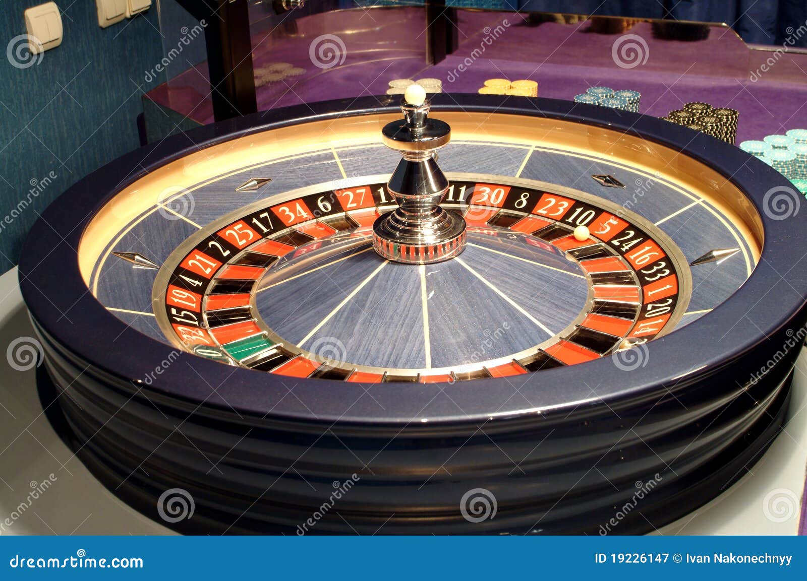 Ruleta del vector imagen de archivo. Imagen de vuelta - 19226147