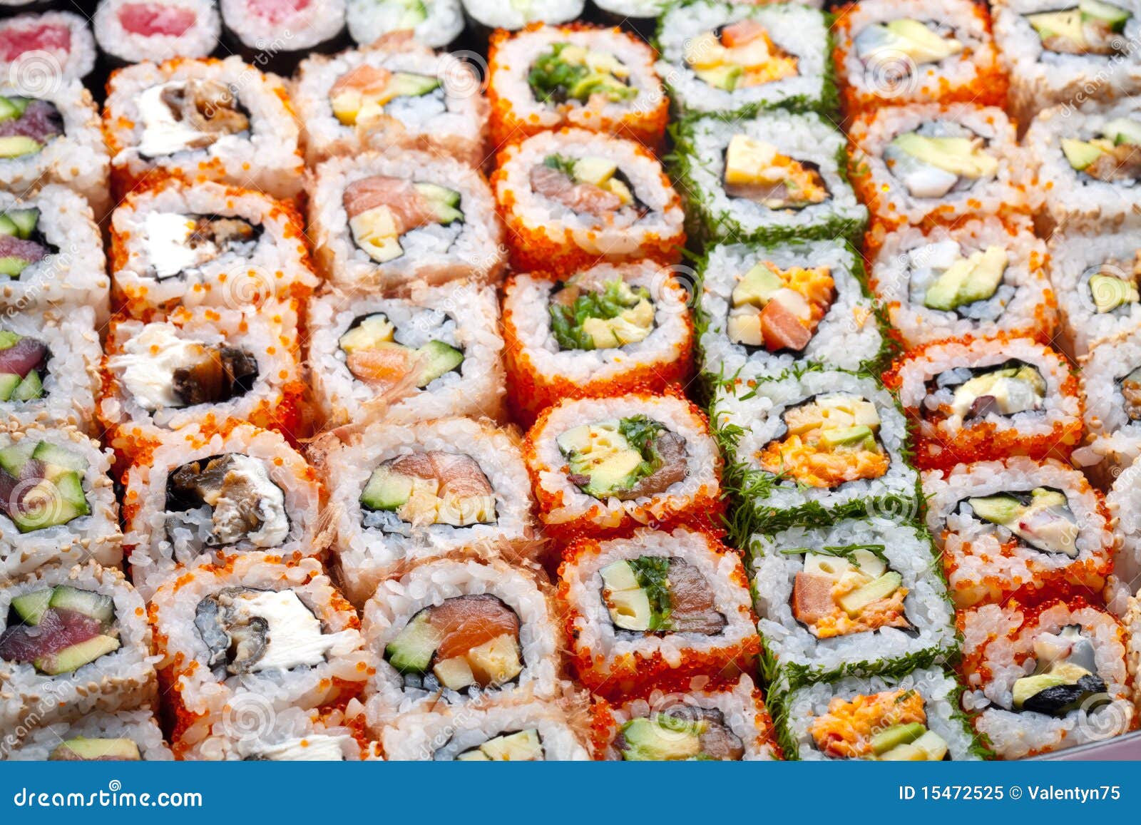 Rullar sushi fotografering för bildbyråer. Bild av krabba - 15472525