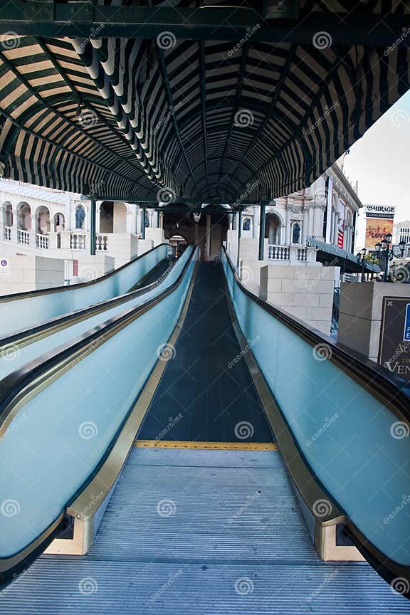 Rulltrappa Las Vegas redaktionell foto. Bild av centrala - 18433795