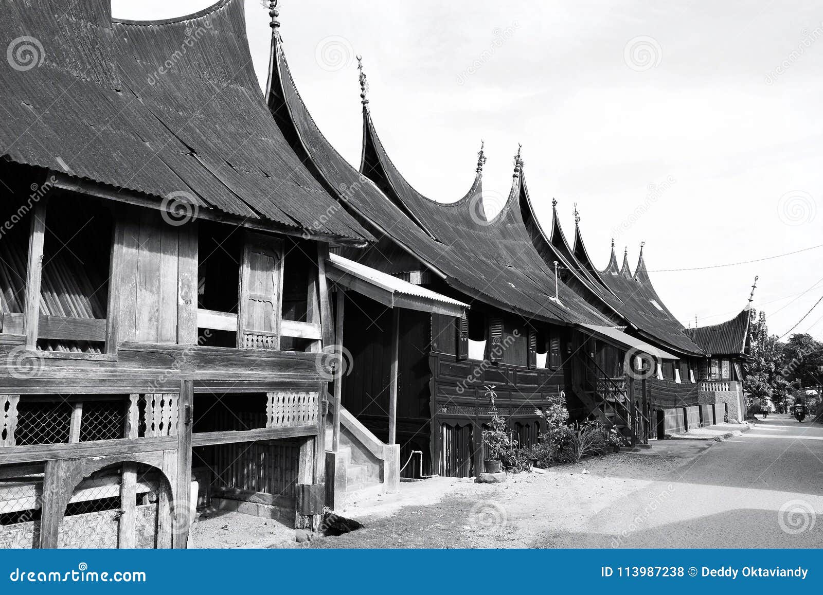Rumah Gadang foto de stock. Imagem de sumatra, tradicional - 113987238