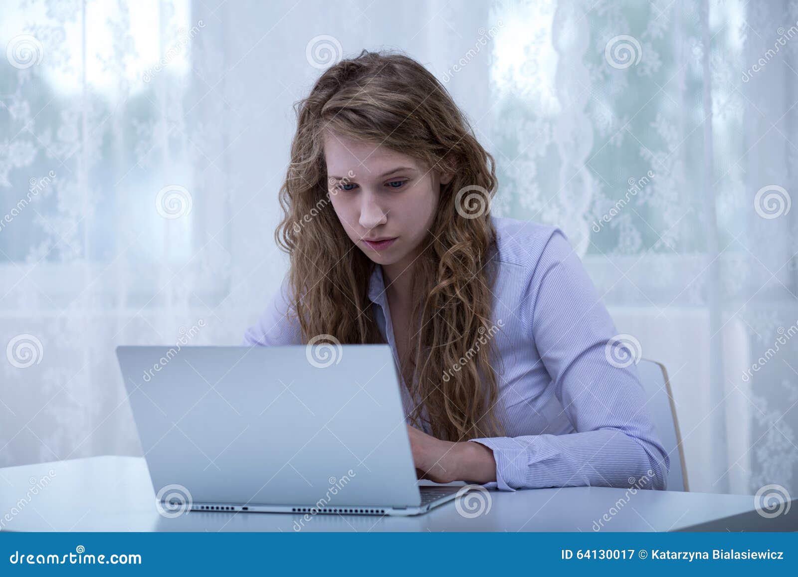 Images Rumeur - Téléchargez 6,853 Photos libres de droits